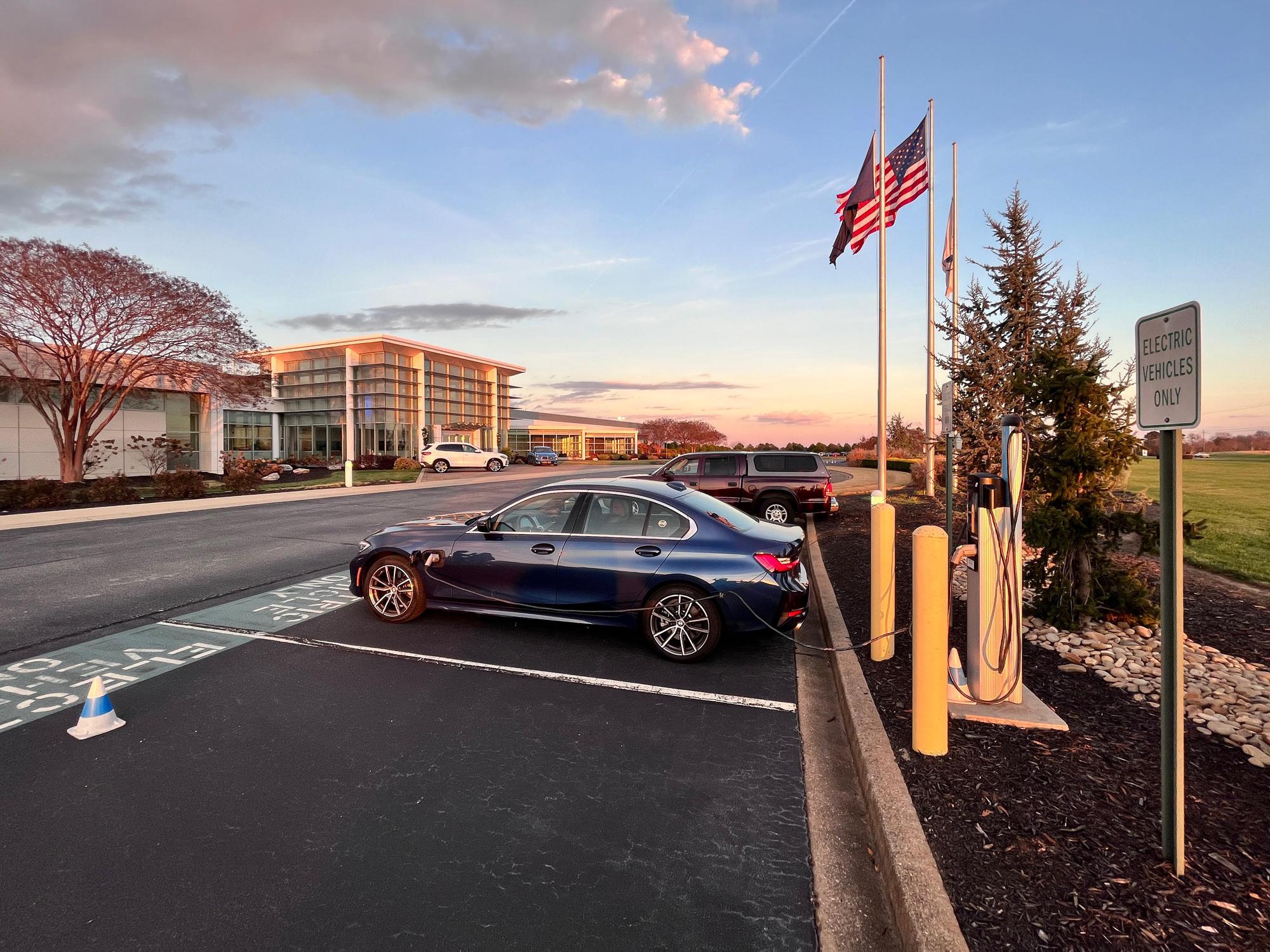 BMW Performance Center - Front Loop Drive | Greer, SC | EV Station