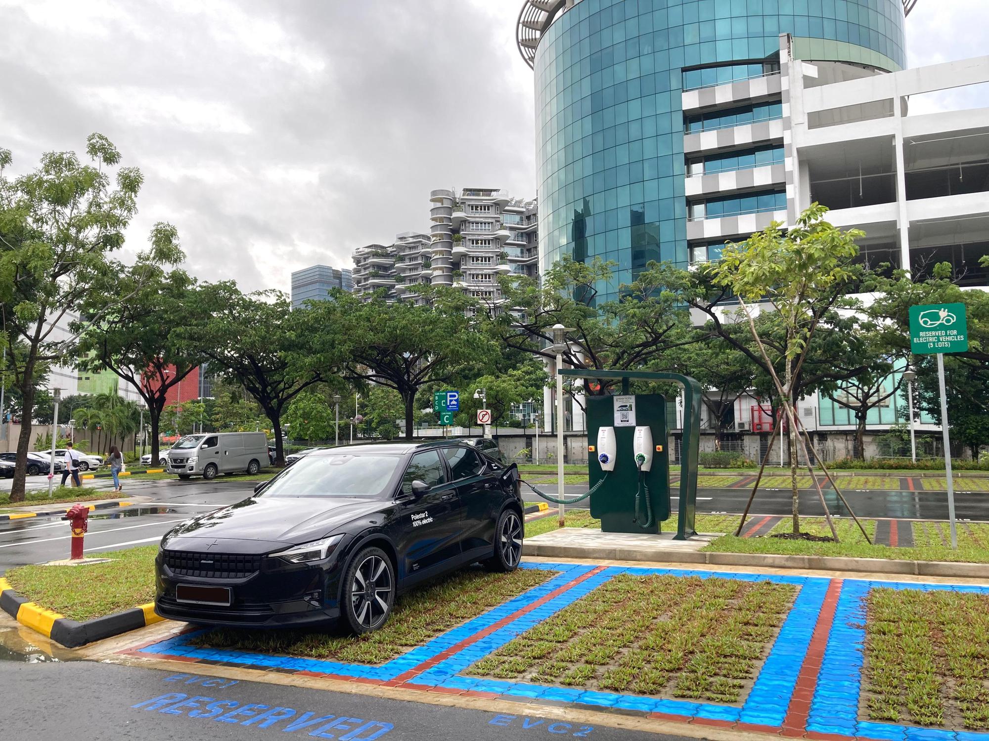 The Chevrons | 48 Boon Lay Way, Singapore 609961 | EV Station