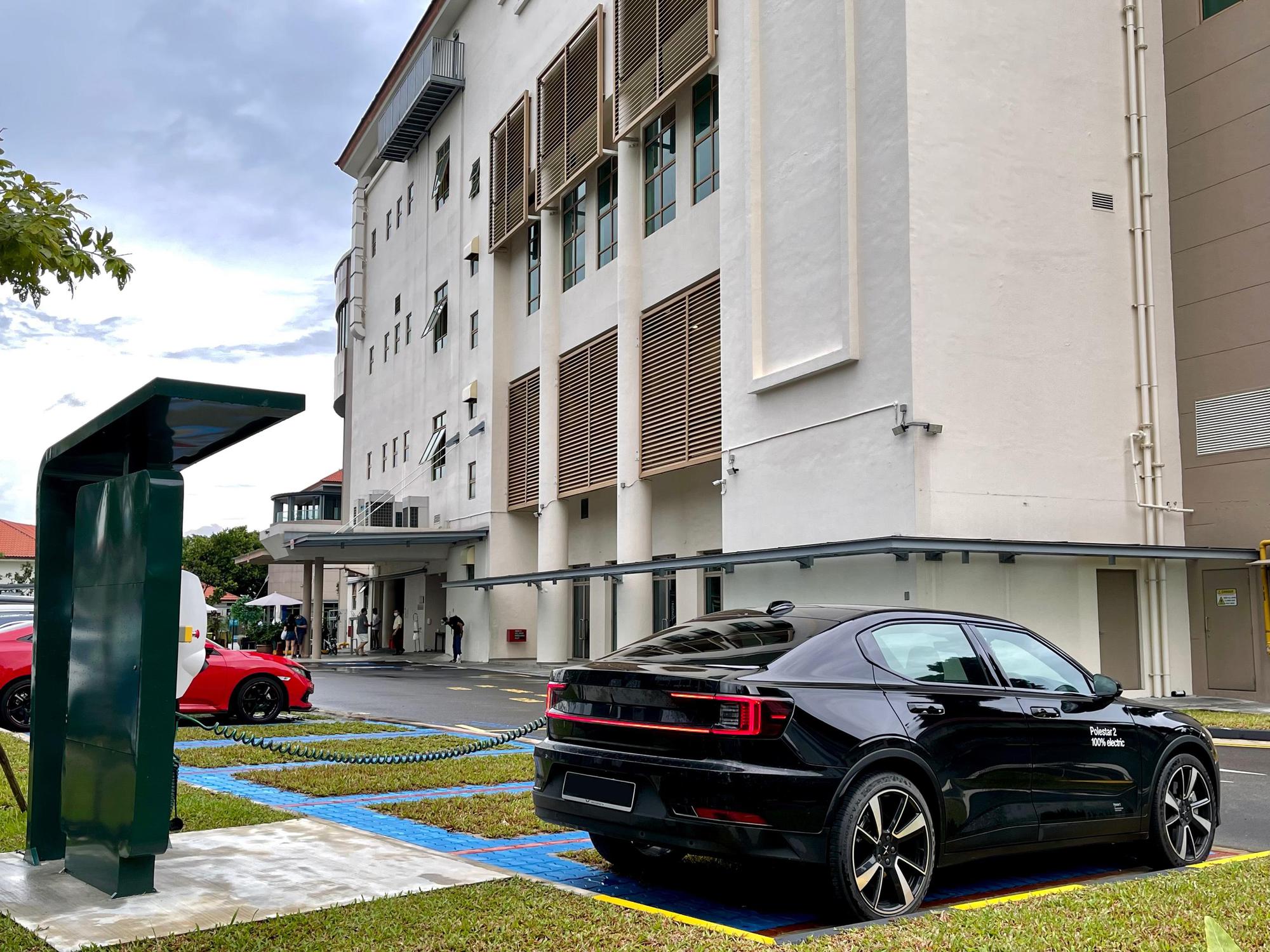 The Chevrons | 48 Boon Lay Way, Singapore 609961 | EV Station