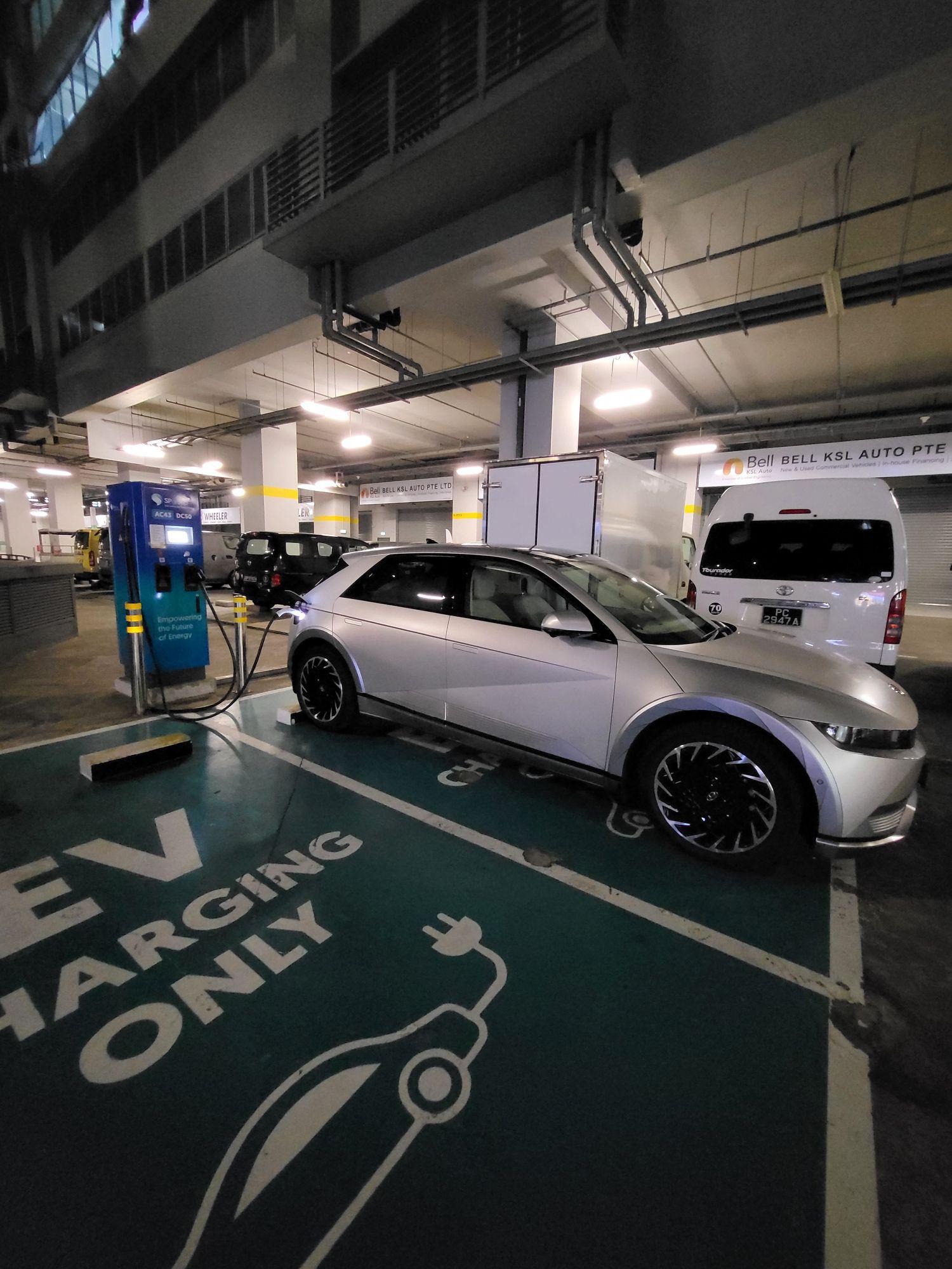 Carros Centre | 60 Jln Lam Huat, Singapore 737869 | EV Station