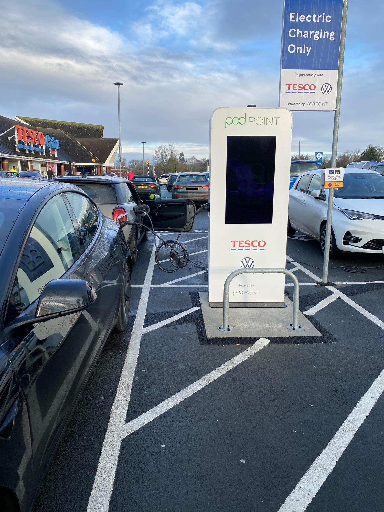 Tesco Extra Askham Bar | Askham Bar, Tadcaster Rd, York, YO24 1LW ...