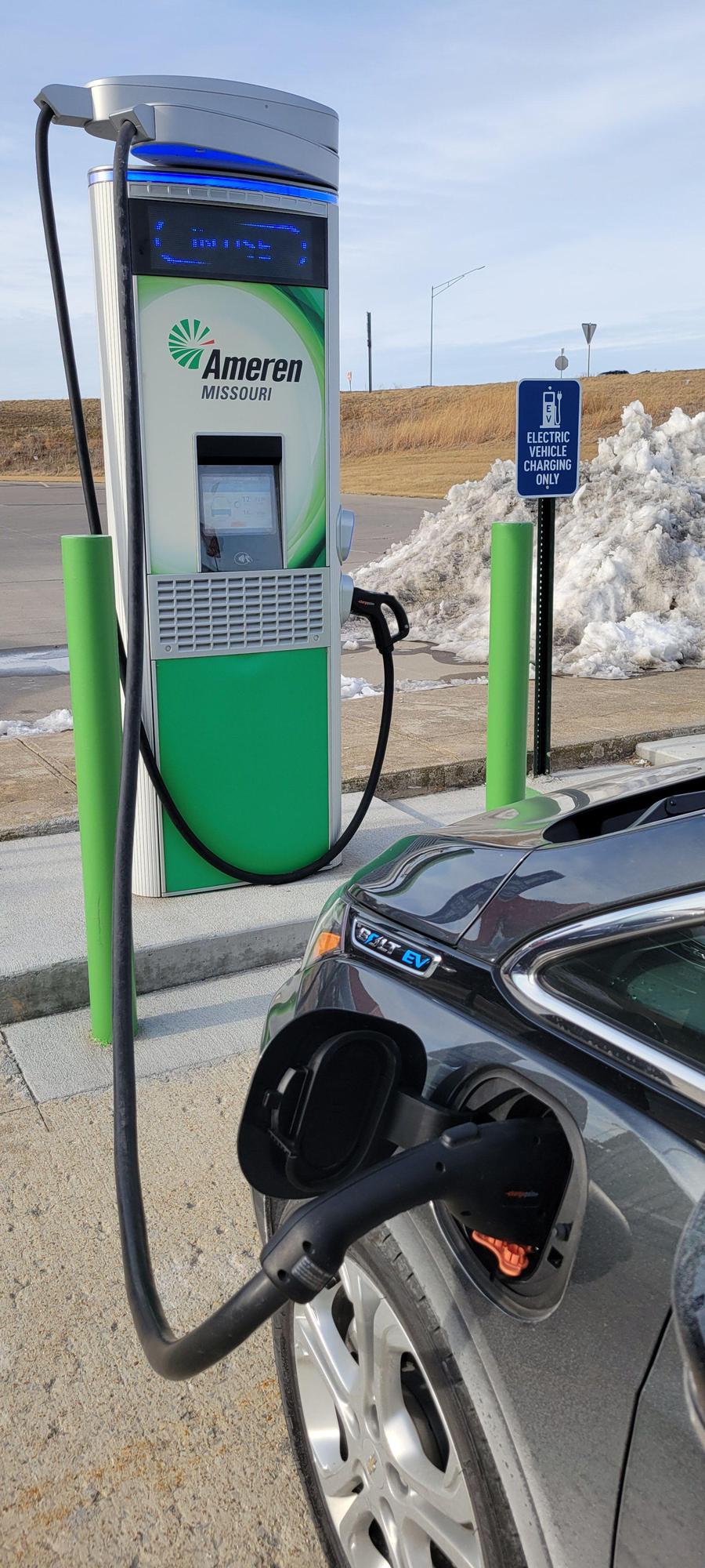 Ayerco | Bowling Green, MO | EV Station