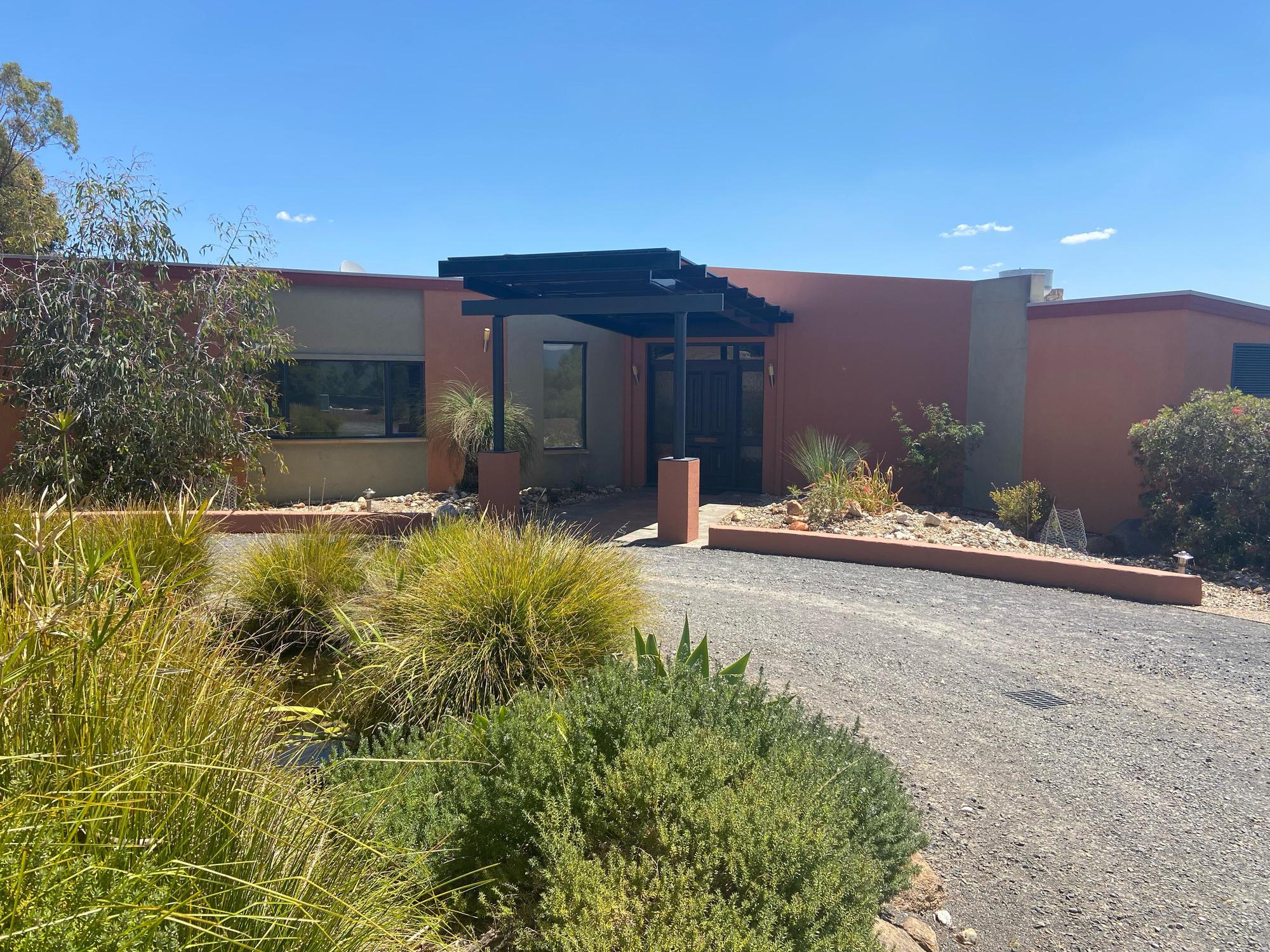 Meringa Springs - Small Luxury Lodge | Wartook, VIC | EV Station