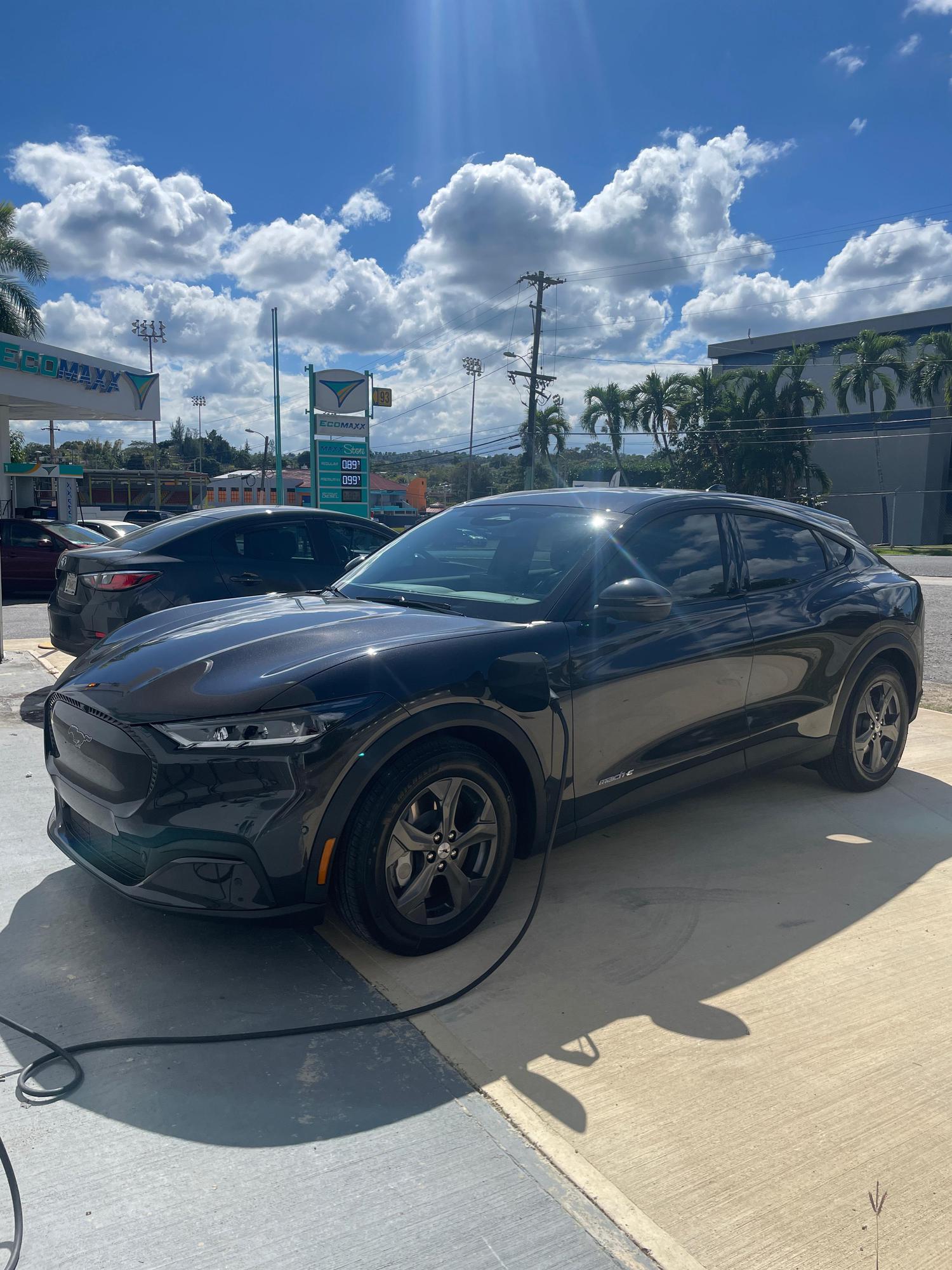 Ecomaxx Moca Urbano | Moca, Moca | EV Station