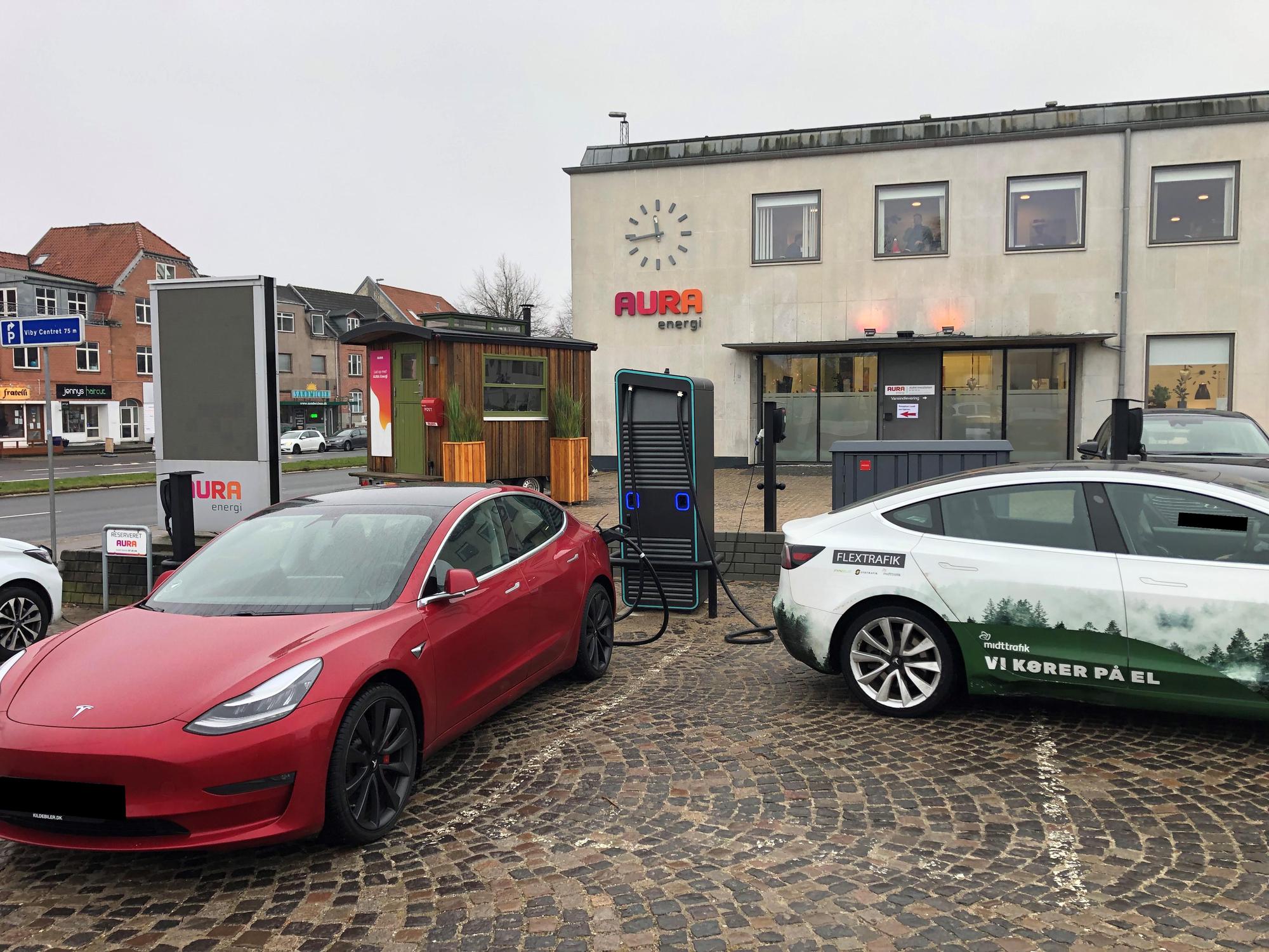AURA Elhandel (1) | Skanderborgvej 180, 8260 Viby, Denmark | EV Station