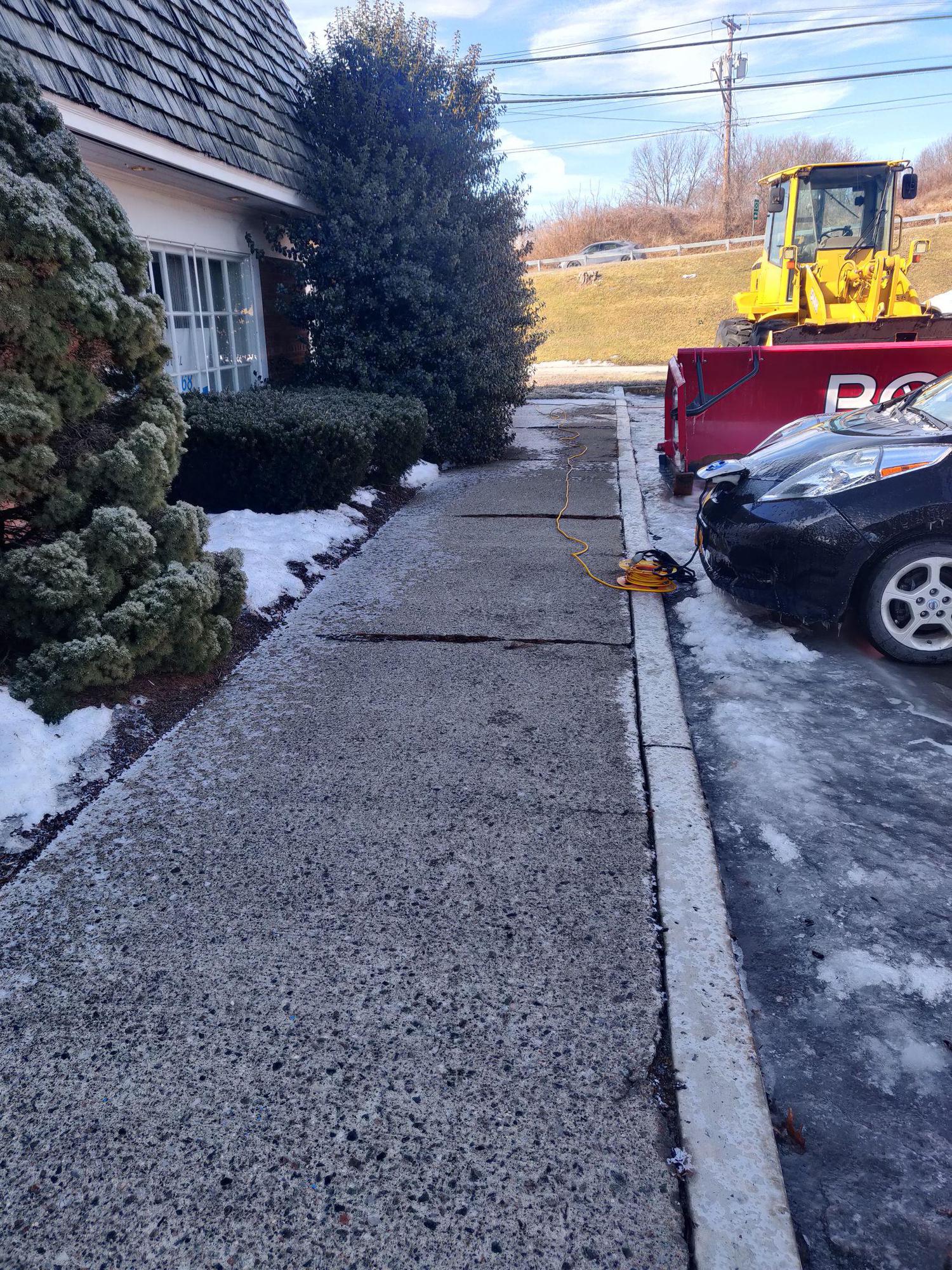 Putnam Square Shopping Center | Mahopac, NY | EV Station