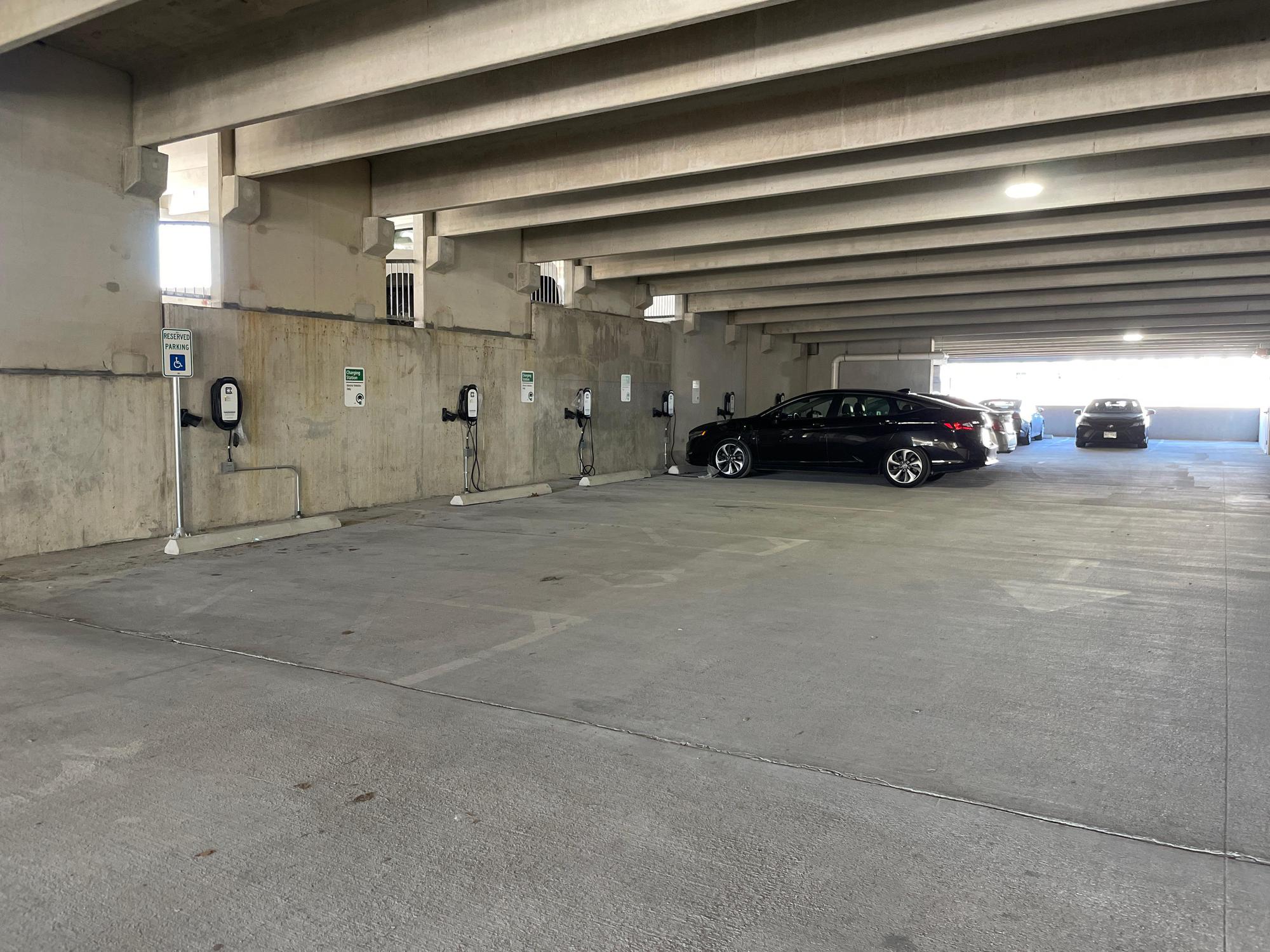 Element Austin at The Domain | Austin, TX | EV Station