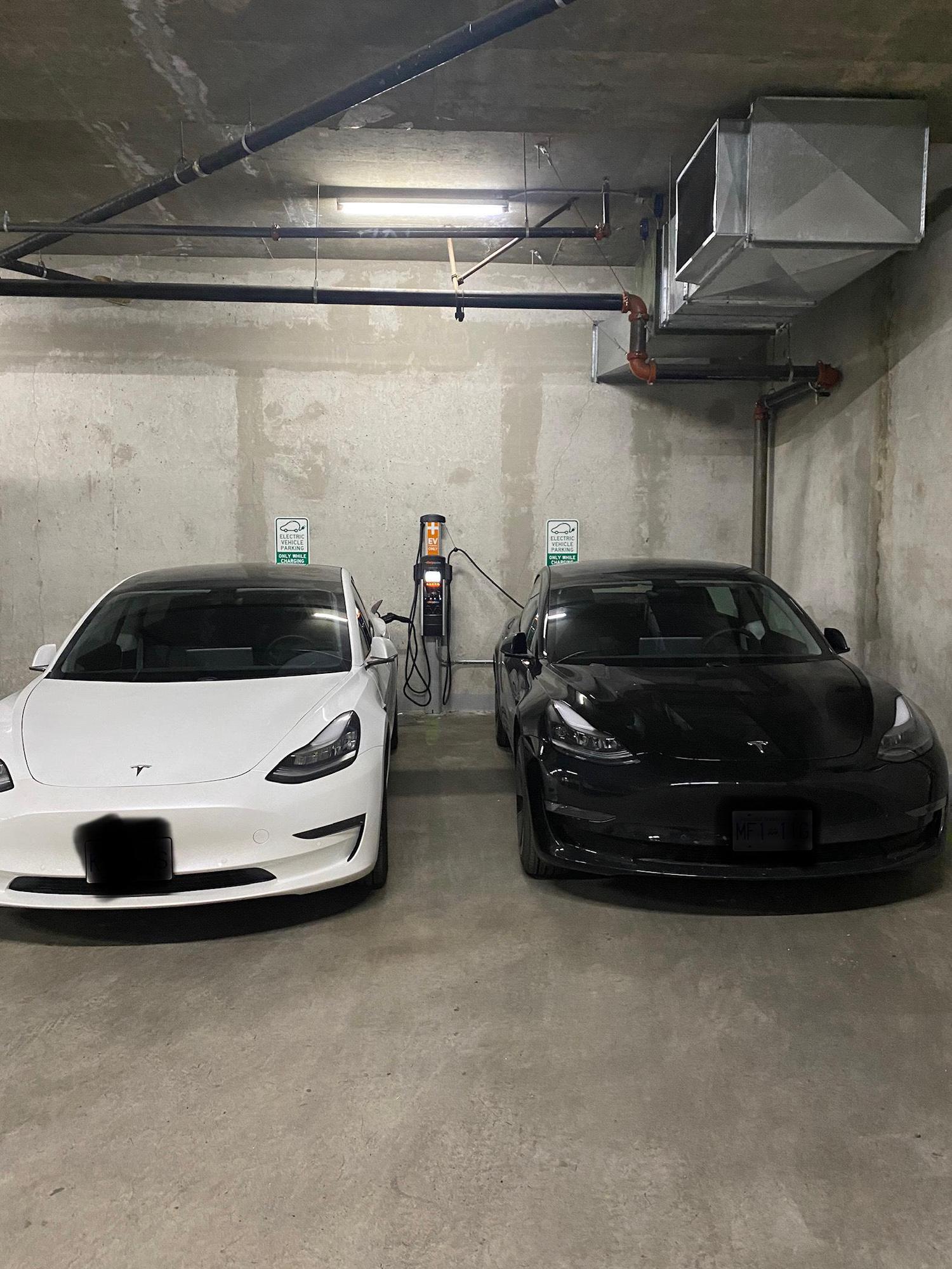 Keystone Building | Pitt Meadows, BC | EV Station