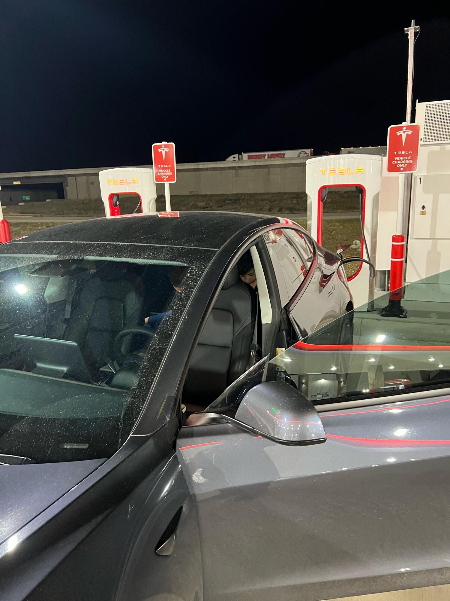 Abbott's Travel Center | Abbott, TX | EV Station