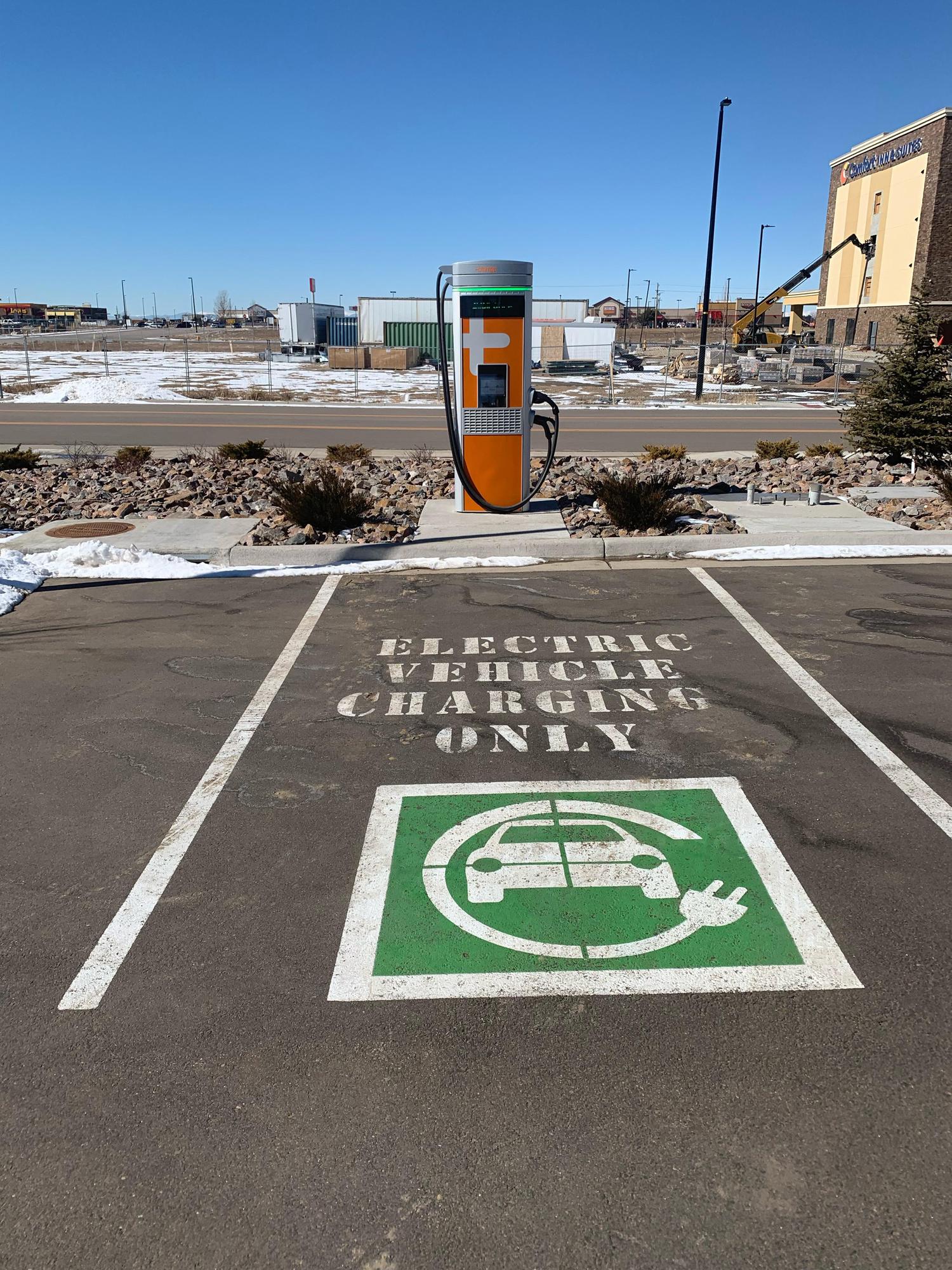 CORE Electric CO-OP | Bennett, CO | EV Station