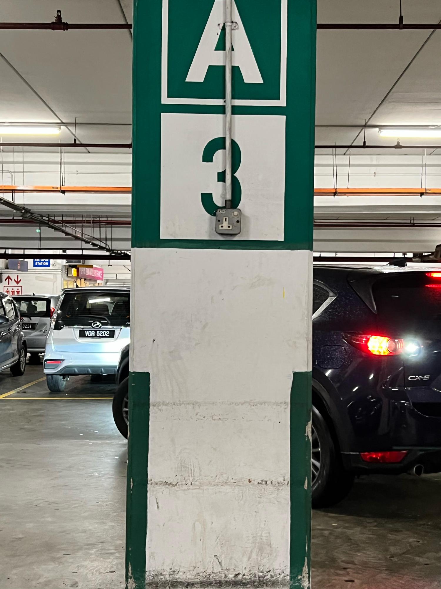 Aeon Kepong Metro Prima (3 pin) | Kuala Lumpur, Wilayah Persekutuan ...