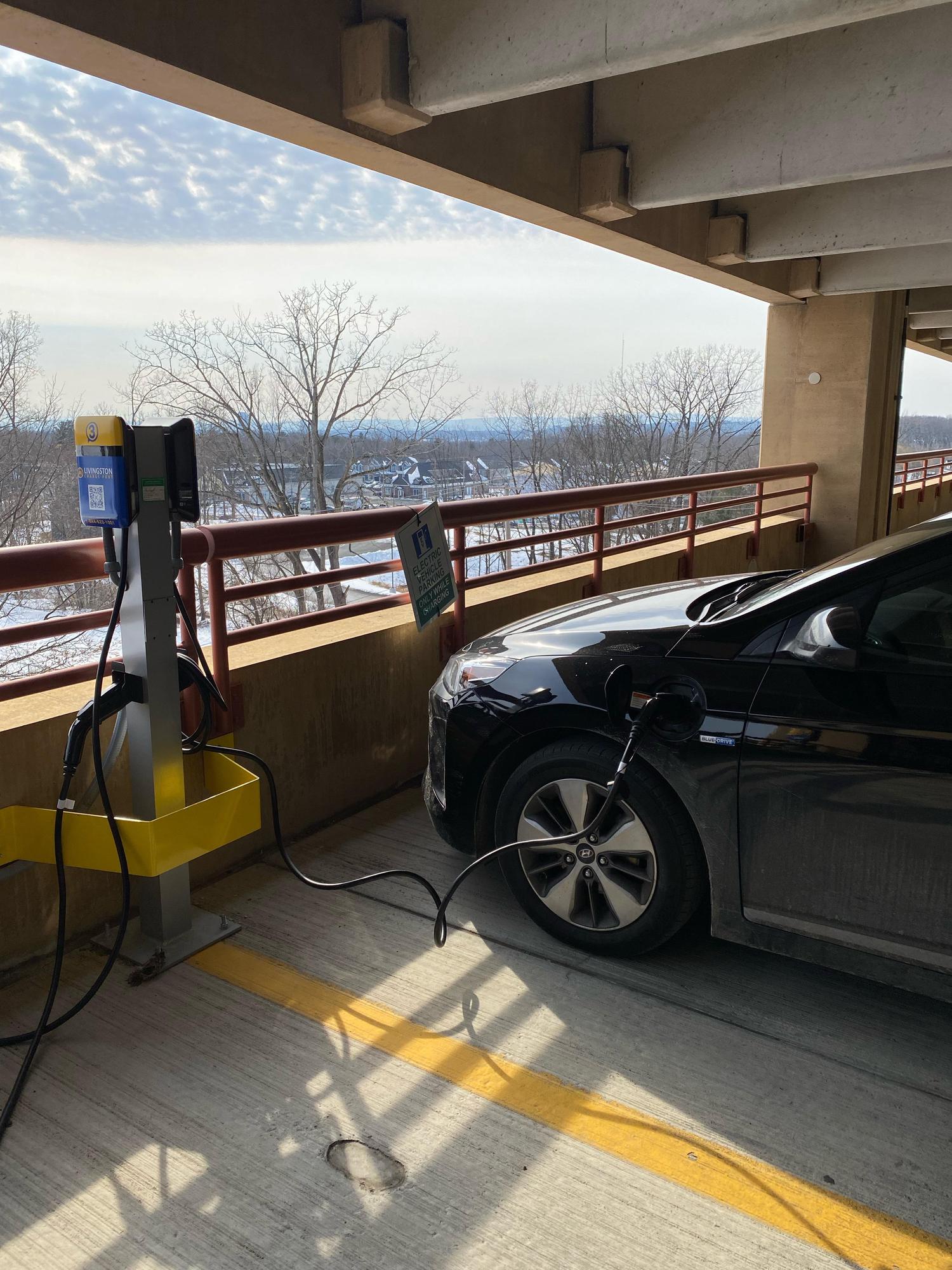HVCC - Parking Structure (2) | Troy, NY | EV Station