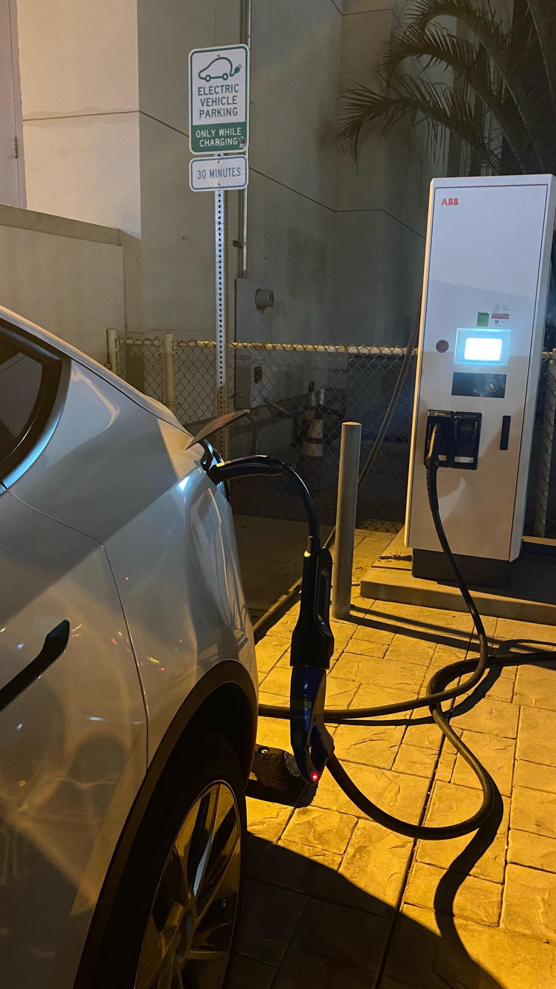 LADWP | Los Angeles, CA | EV Station