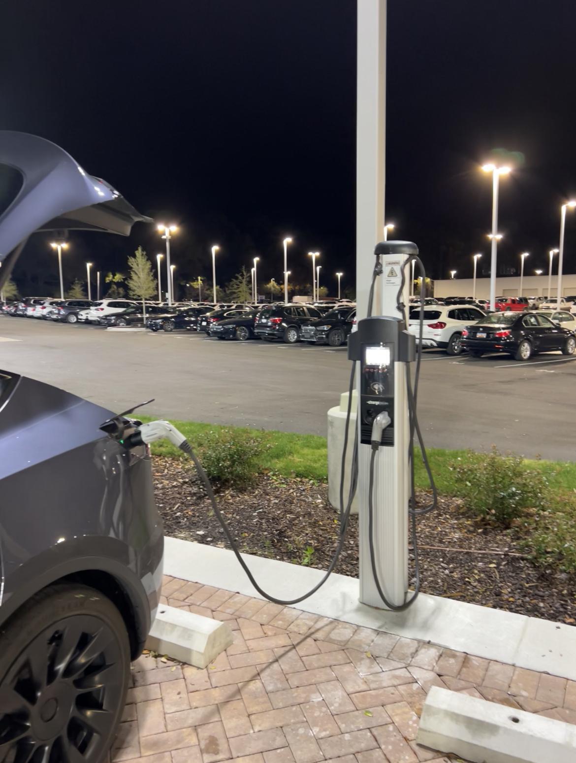 Rick Hendrick BMW | Charleston, SC | EV Station