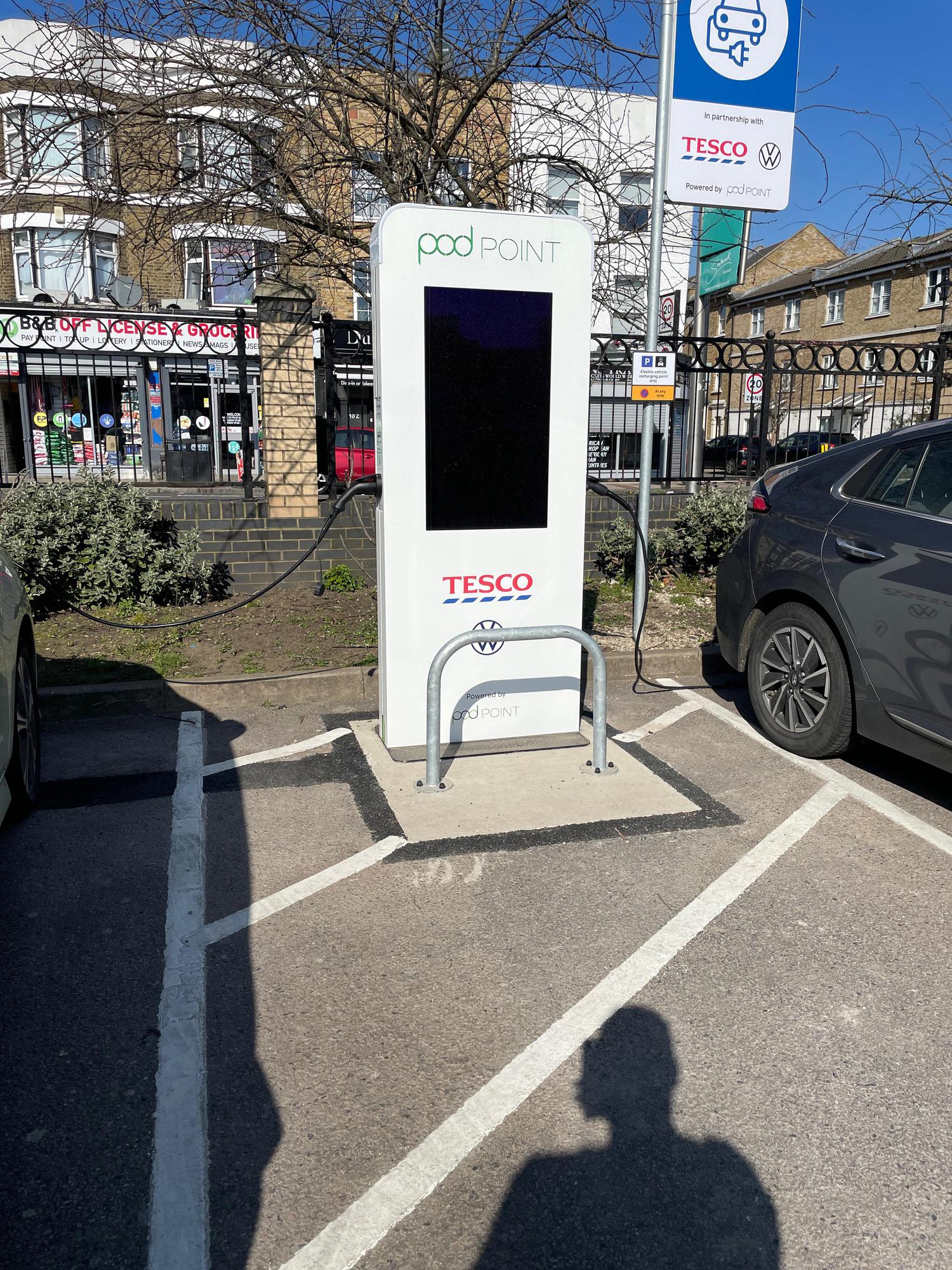 Tesco Superstore Southwark | 107 Dunton Rd, Southwark, London, SE1 5HG ...