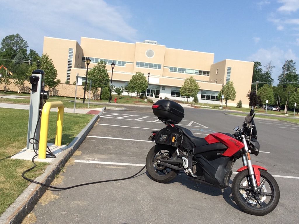 SUNY Plattsburgh Faculty Parking | Plattsburgh, NY | EV Station