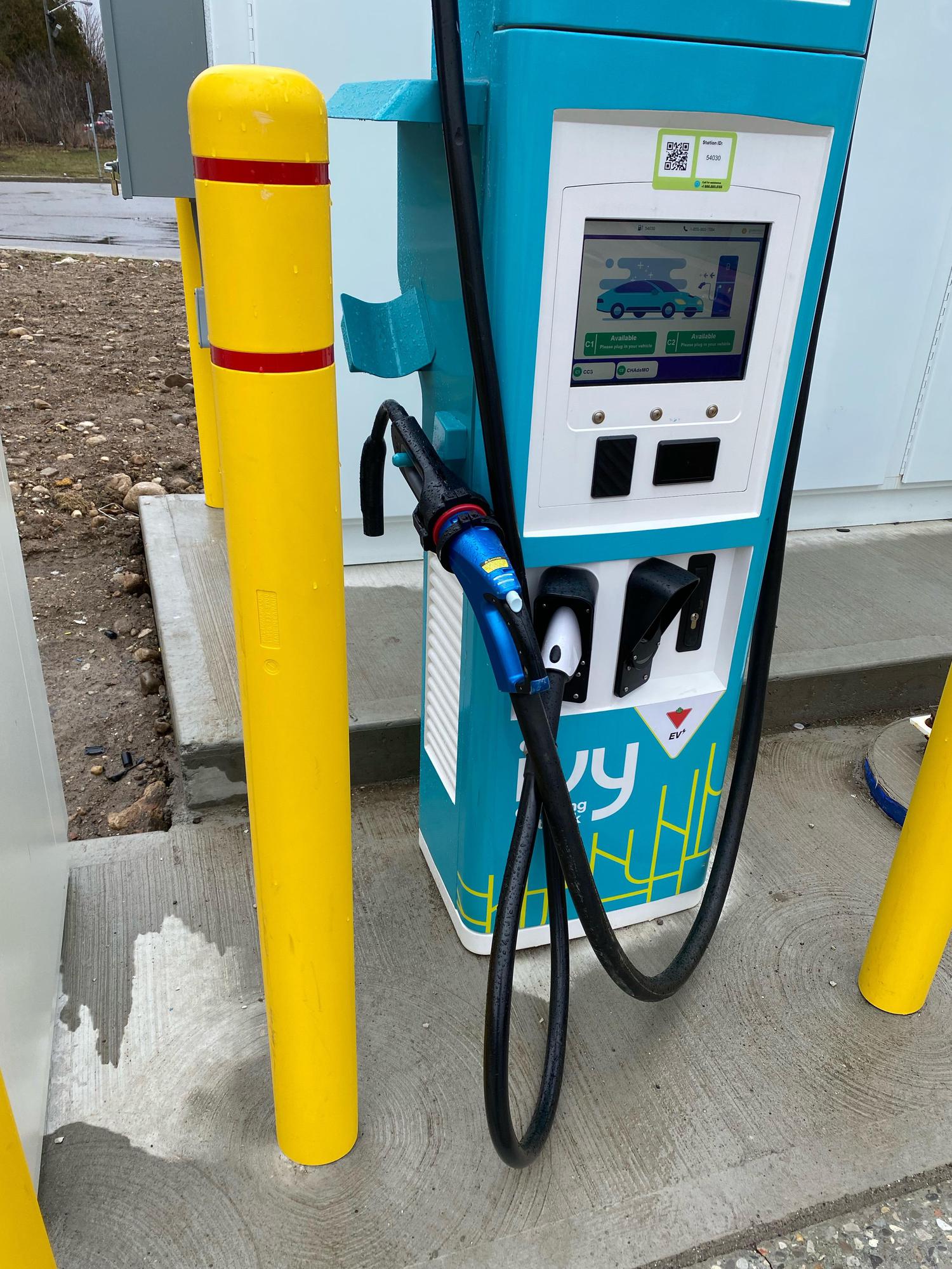 ONroute Cambridge South 401 - Eastbound | Cambridge, ON | EV Station