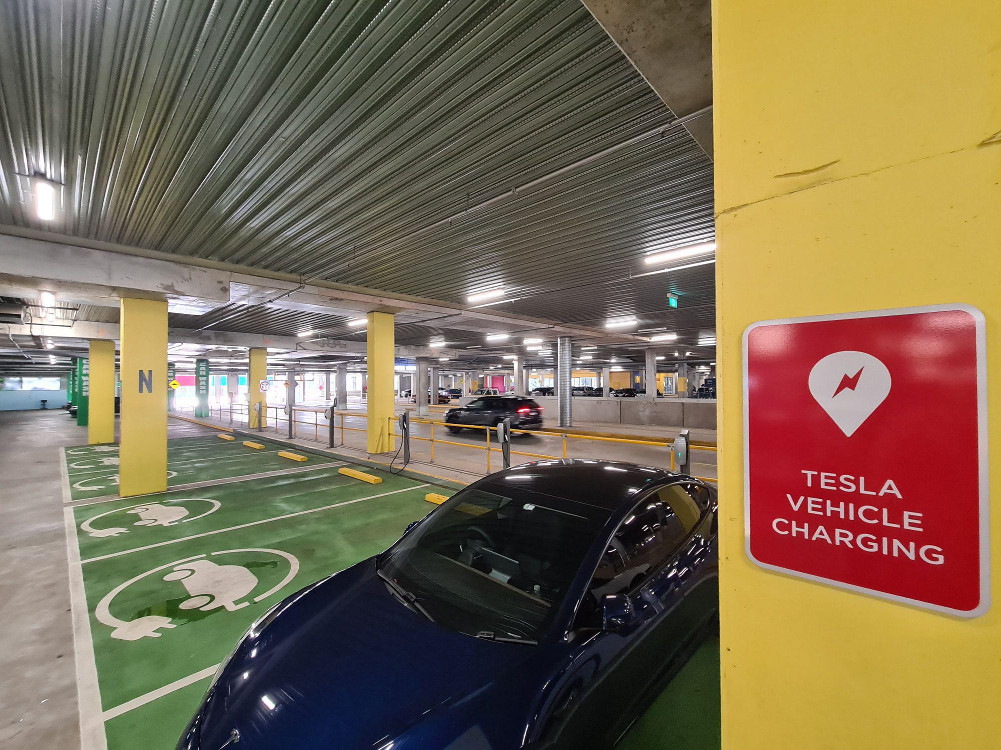 Springvale Homemaker Centre - Car Wash | Springvale, VIC | EV Station