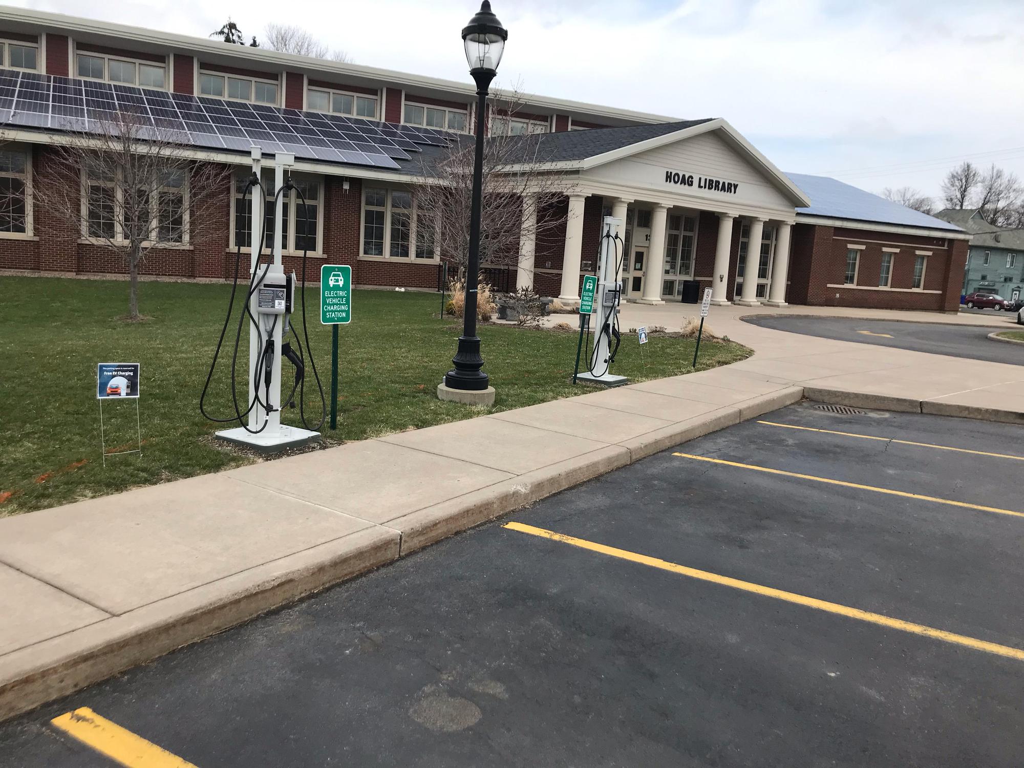 Hoag Library | Albion, NY | EV Station