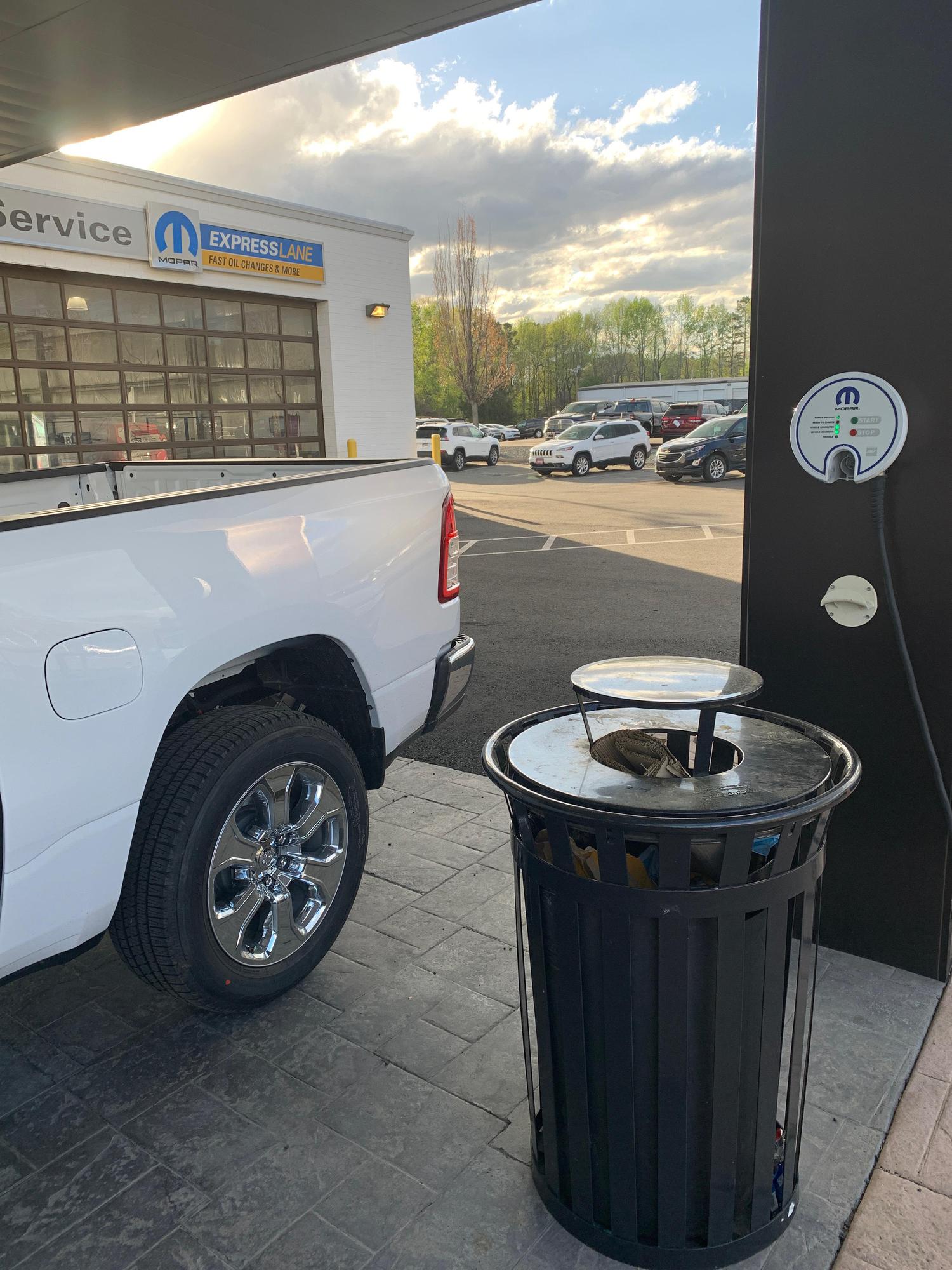 Keffer Chrysler Jeep Dogge Ram | Charlotte, NC | EV Station