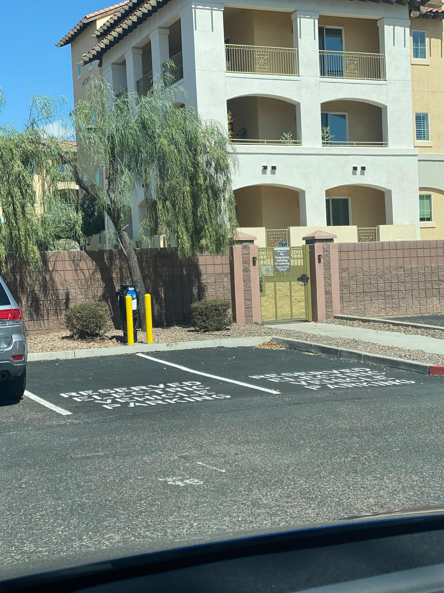 Hampton Inn & Suites Phoenix Surprise | Surprise, AZ | EV Station