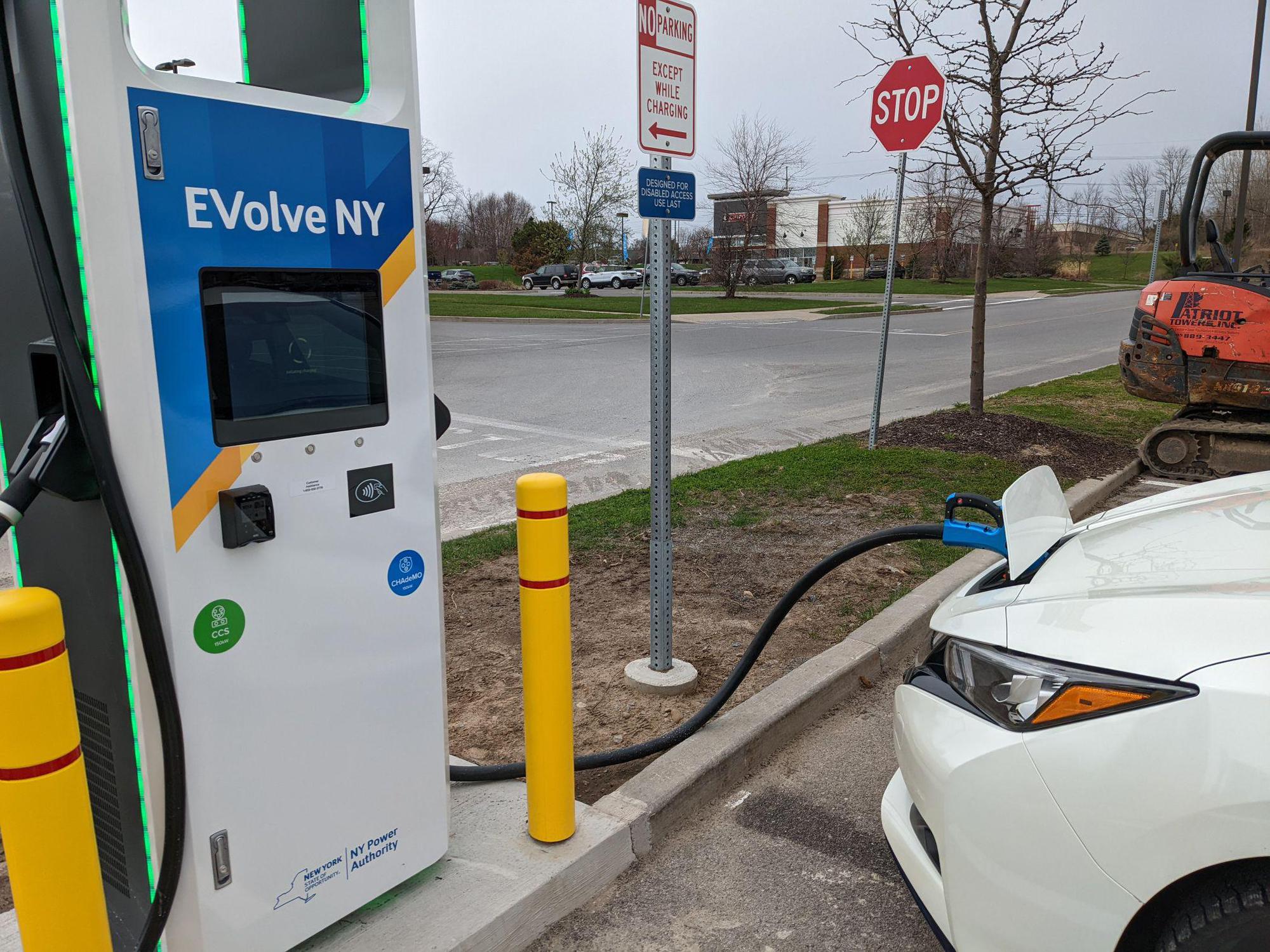 Victor Crossing | Victor, NY | EV Station