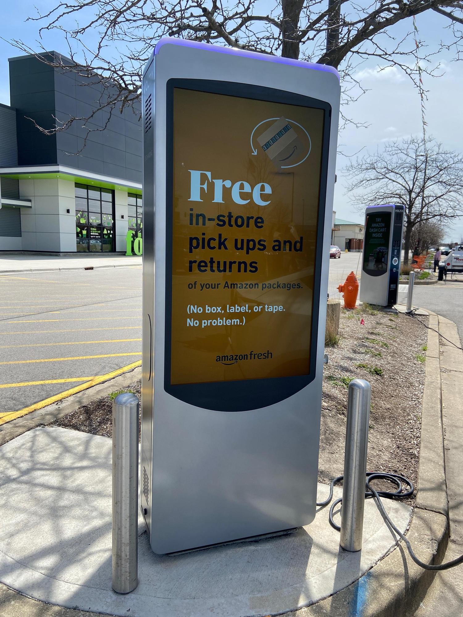 Wheatland Marketplace - Amazon Fresh | Naperville, IL | EV Station