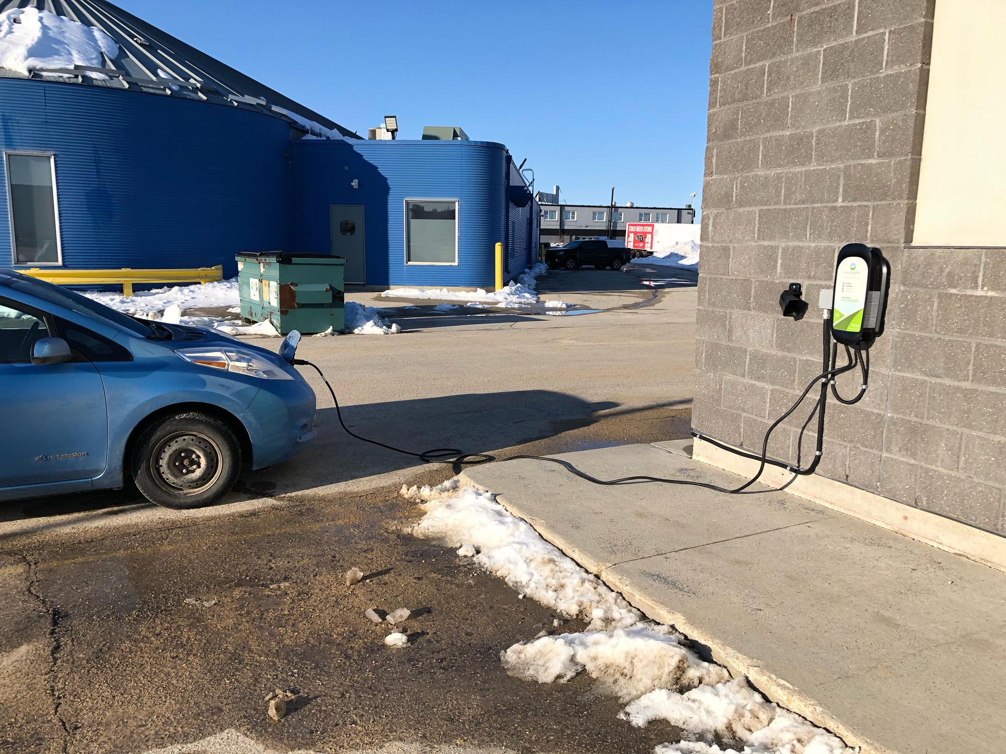 Princess Auto | Winnipeg, MB | EV Station