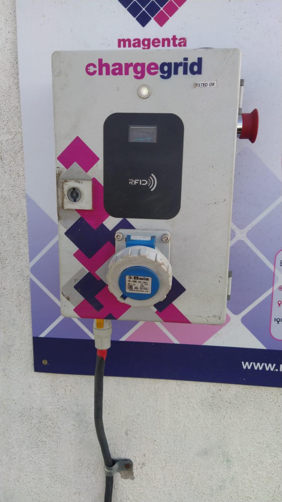 Magenta ChargeGrid Charging Station | Dewas, MP | EV Station