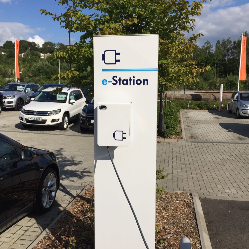 Motorline Volkswagen | Coulsdon, England | EV Station