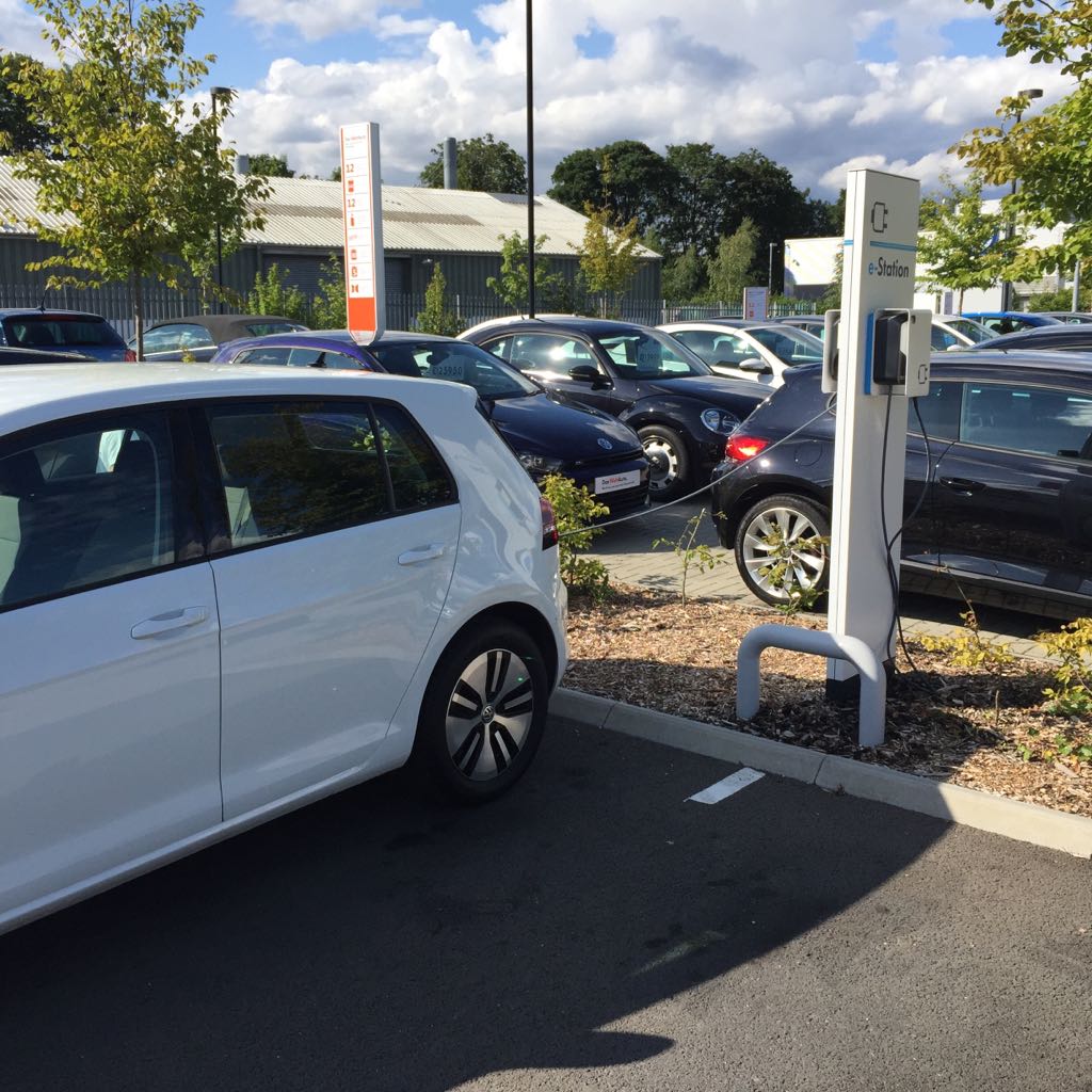 Motorline Volkswagen | Coulsdon, England | EV Station