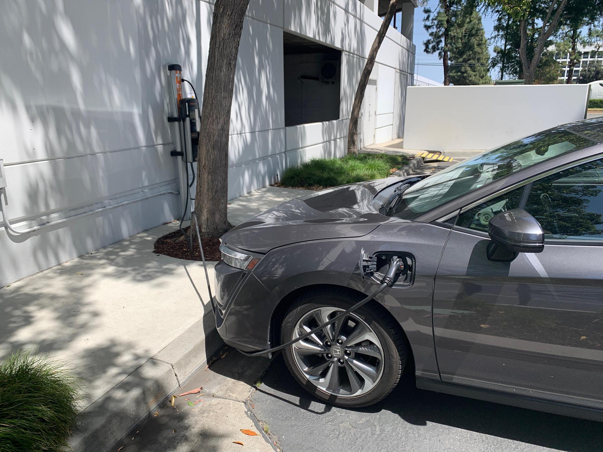 Centerpointe Mall | La Palma, CA | EV Station