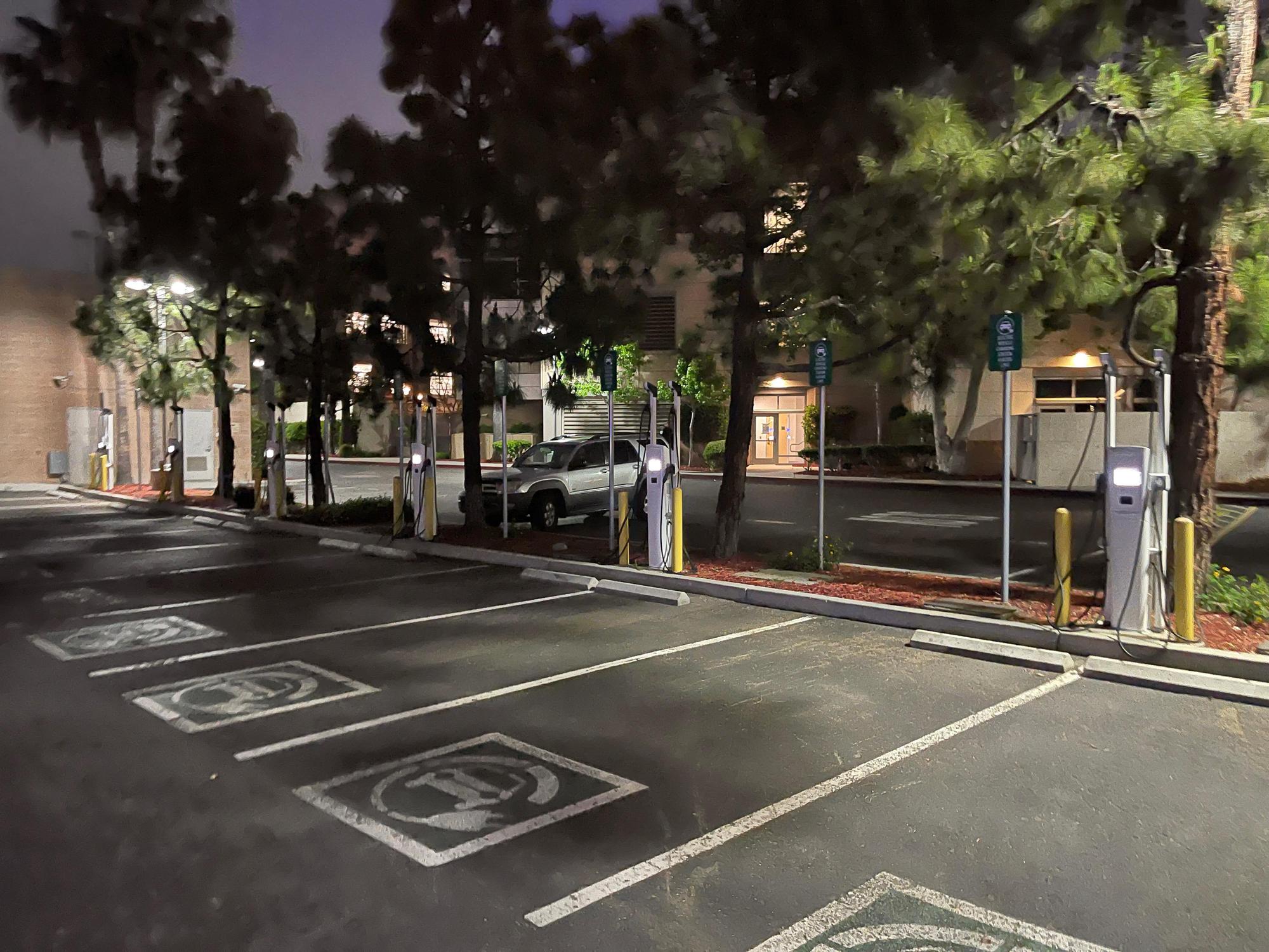 Caltrans District 11 Headquarters (1) | San Diego, CA | EV Station