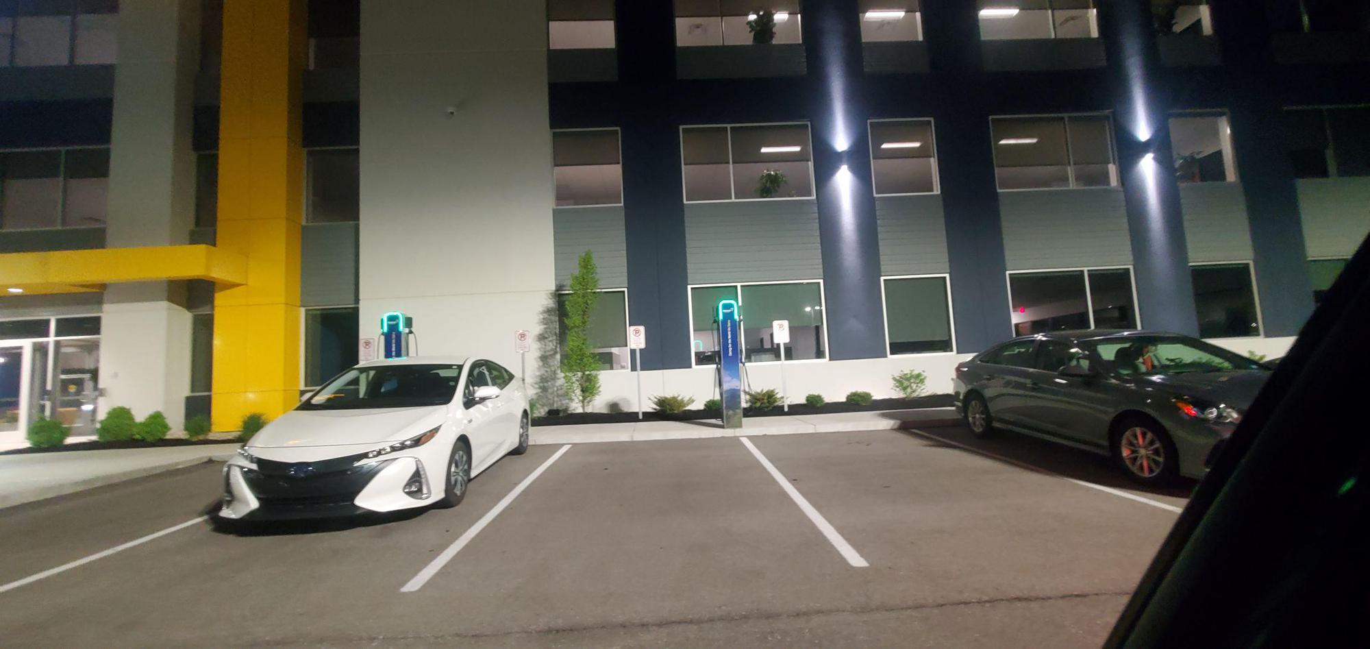 Atlas Air | Erlanger, KY | EV Station