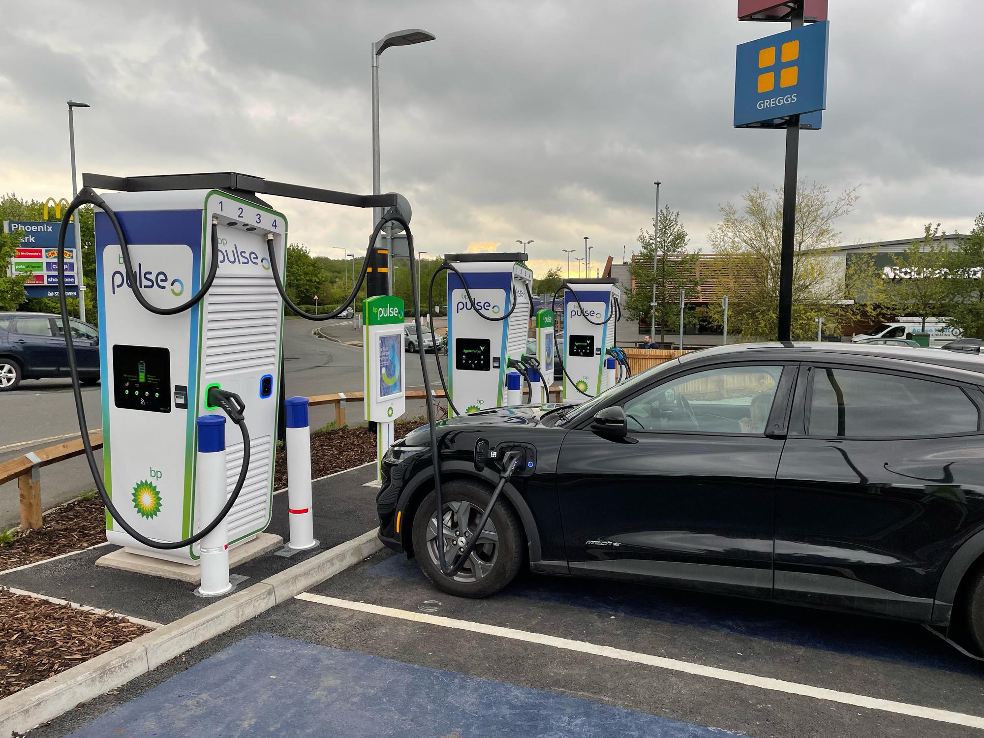 Gregg's / Phoenix Business Park | Phoenix Retail Park, Baths Rd., Stoke ...