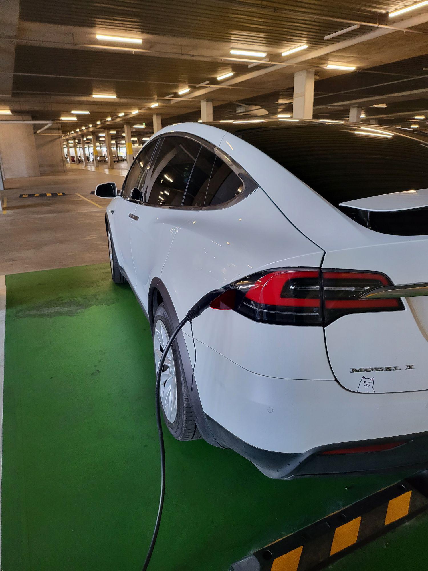 Springvale Homemaker Centre - Car Wash | Springvale, VIC | EV Station