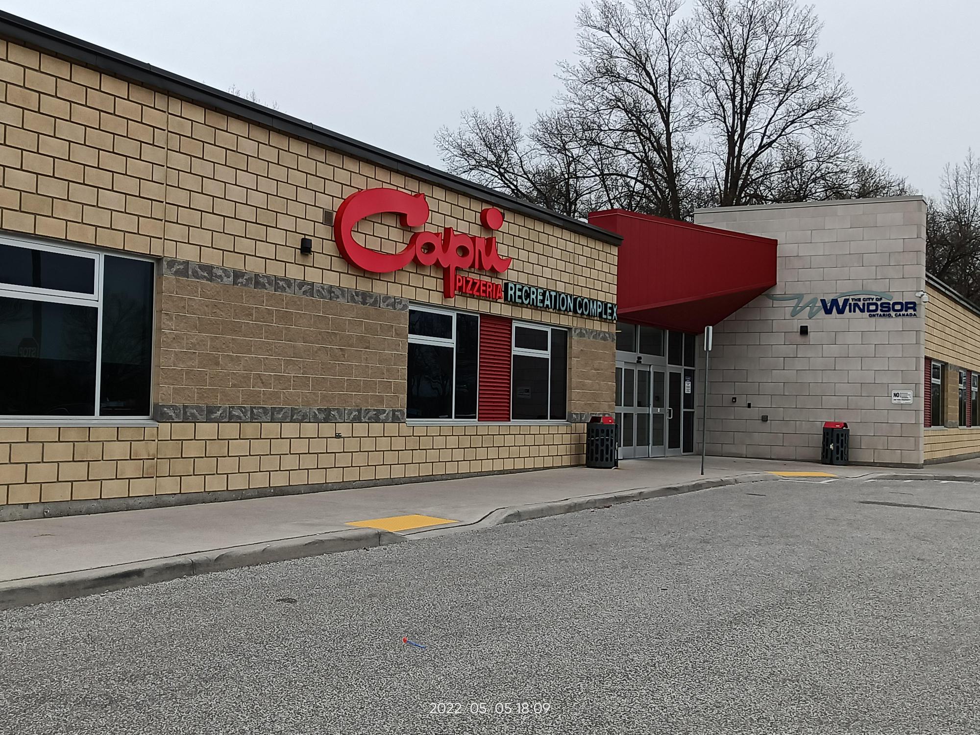 Capri Pizzeria Recreation Complex | Windsor, ON | EV Station