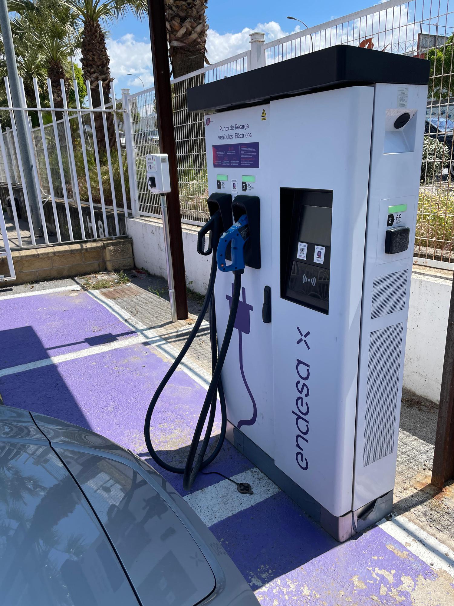 Sur-oil Estación De Servicio | Albolote, AN | EV Station