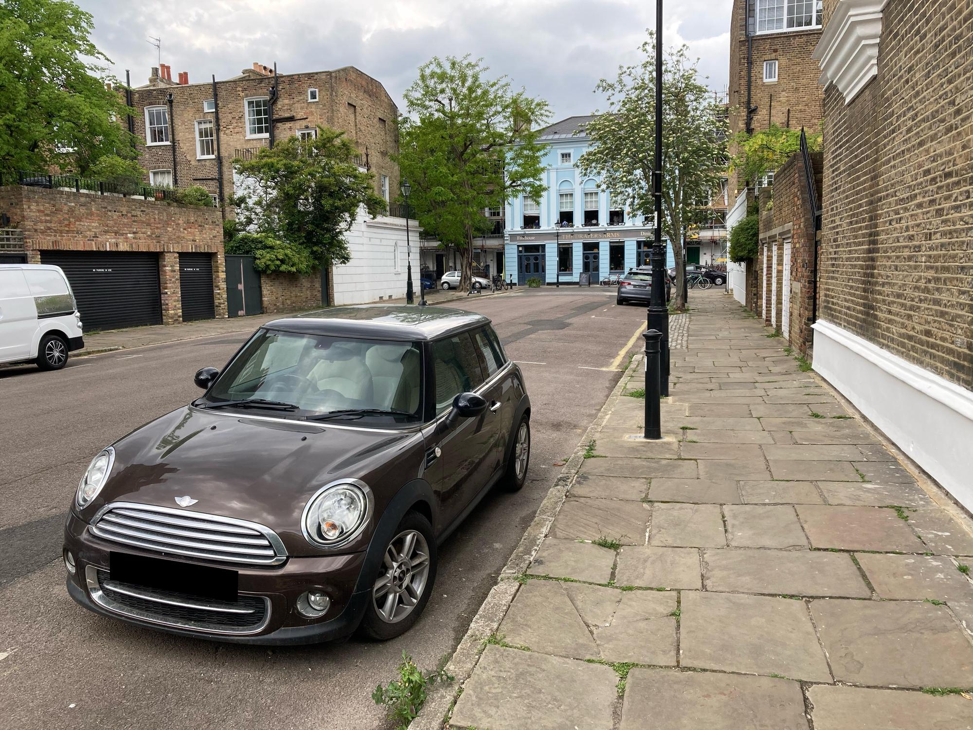 46 Milner Square Parking | 46 Milner Square, London, N1 1TW, GBR | EV ...