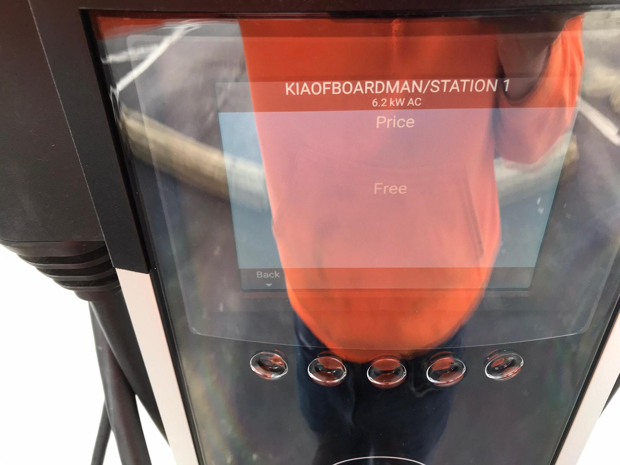 Taylor Kia Boardman | Youngstown, OH | EV Station