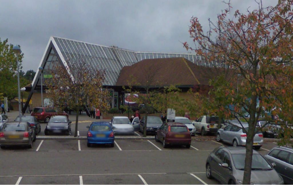 Birchanger Green Services Gridserve | Welcome Break Services, M11 ...