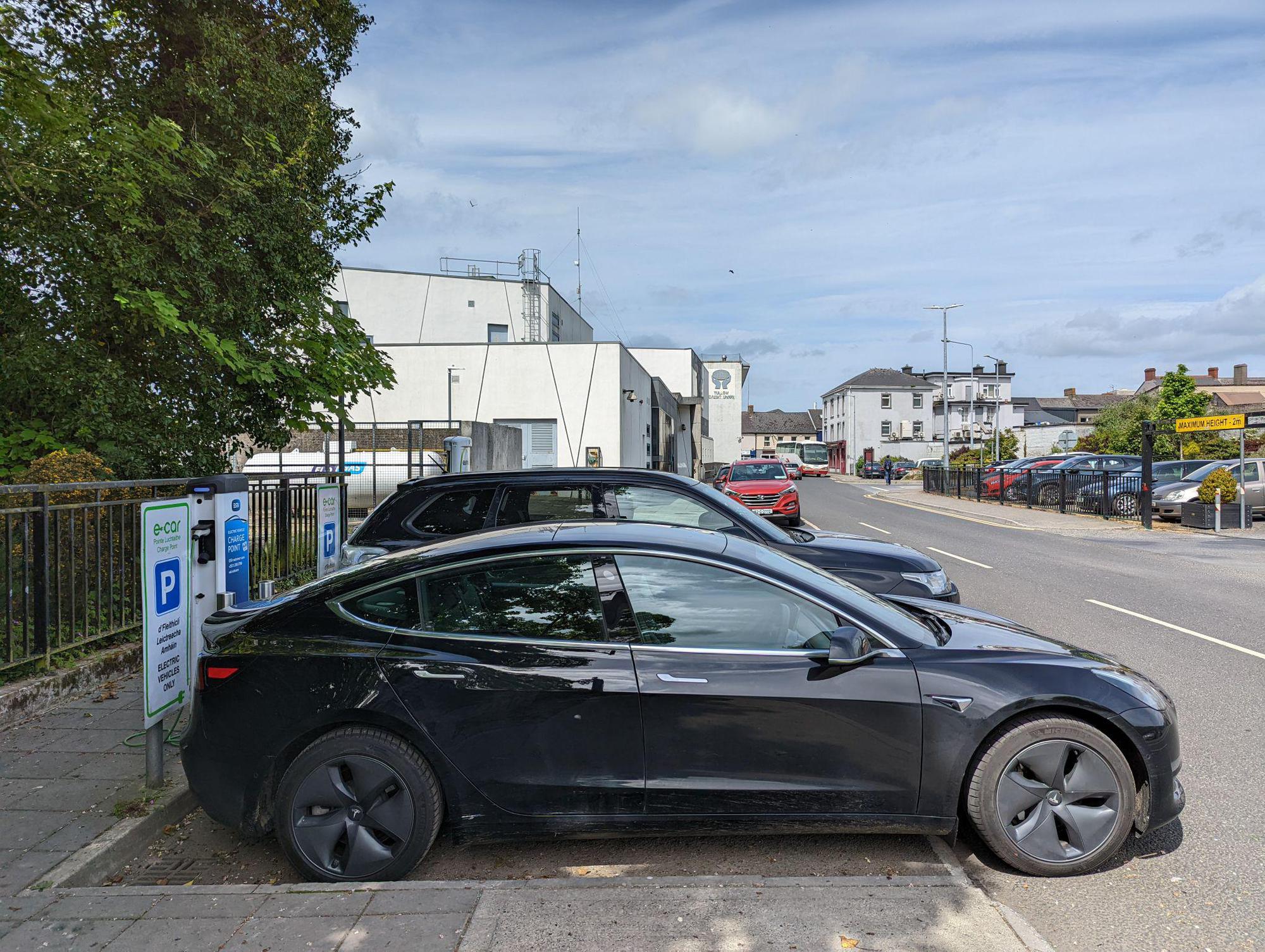 Tullow Library (ESB) | Tullow, CW | EV Station
