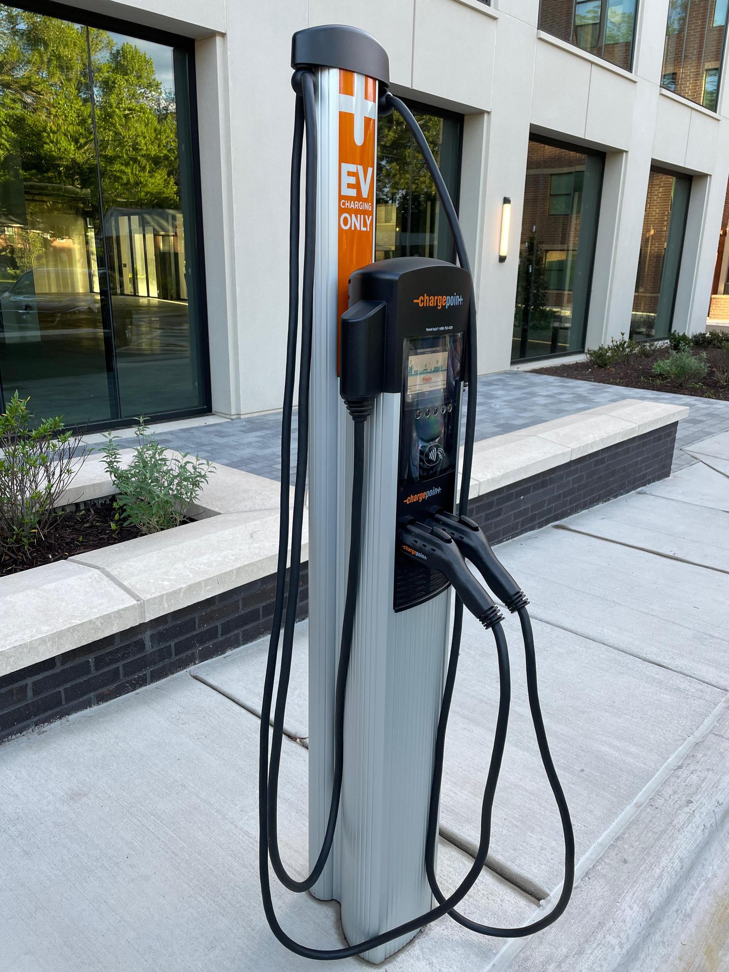 Coco Café | Chapel Hill, NC | EV Station