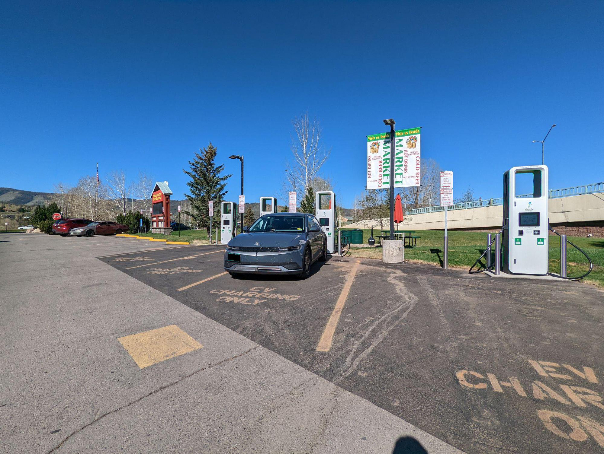 East - West Resorts Edwards Station | Edwards, CO | EV Station