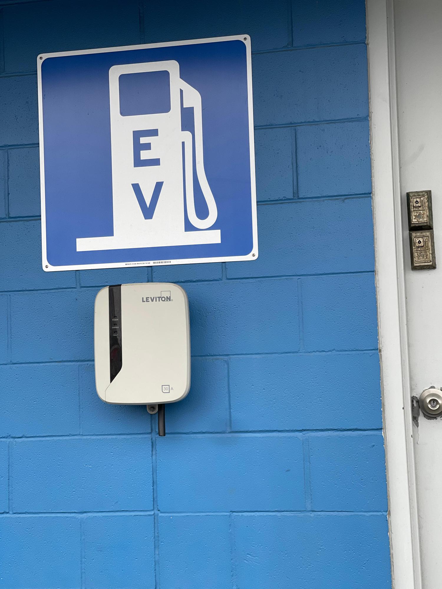 Guillevin International Co | Campbell River, BC | EV Station