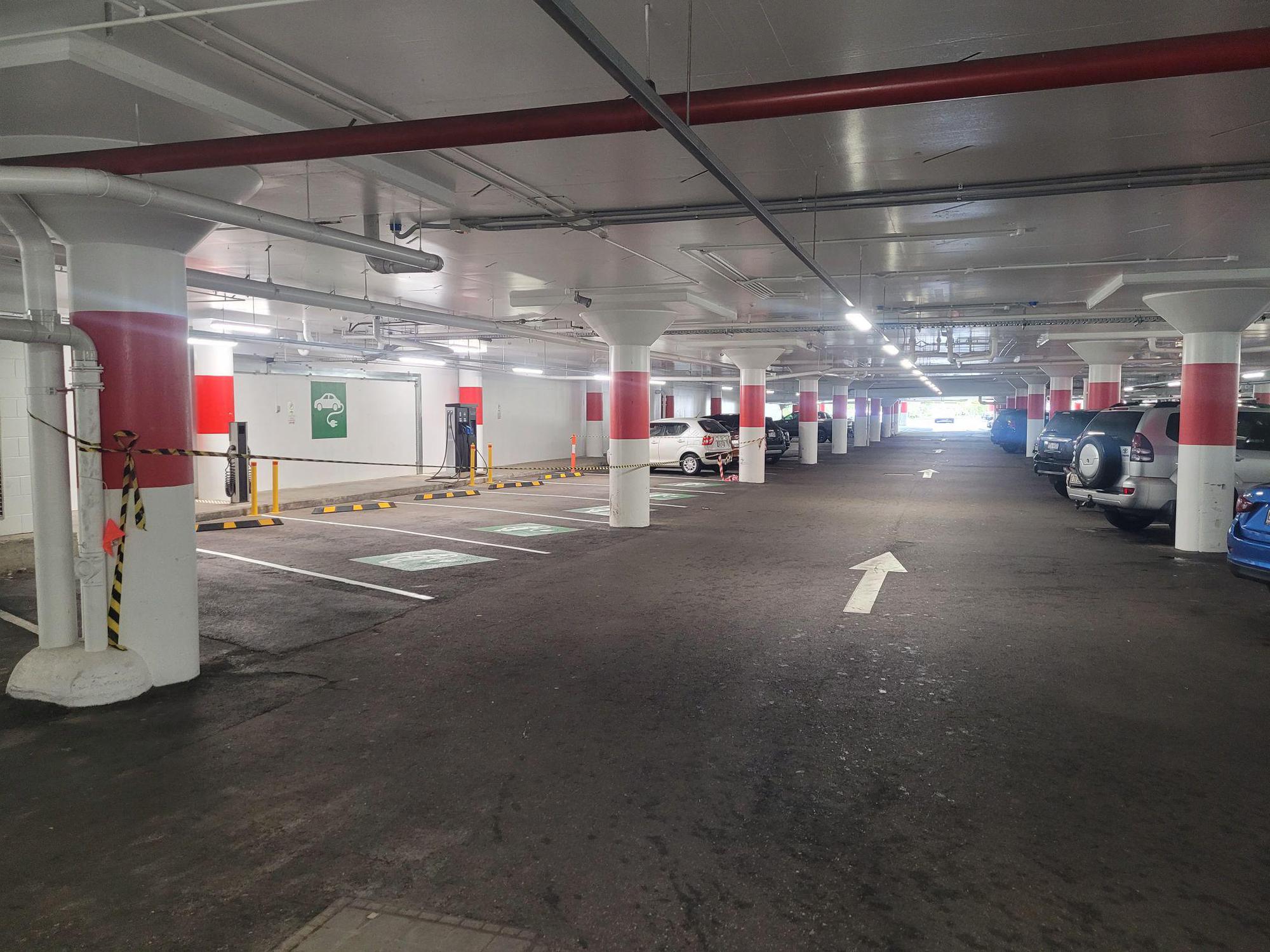 Brookside Shopping Centre | Mitchelton, QLD | EV Station