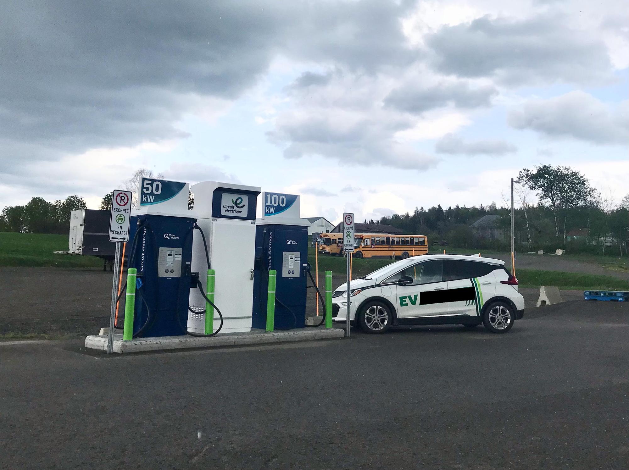 Dépanneur Boni Soir Harnois | Saint-Pamphile, QC | EV Station