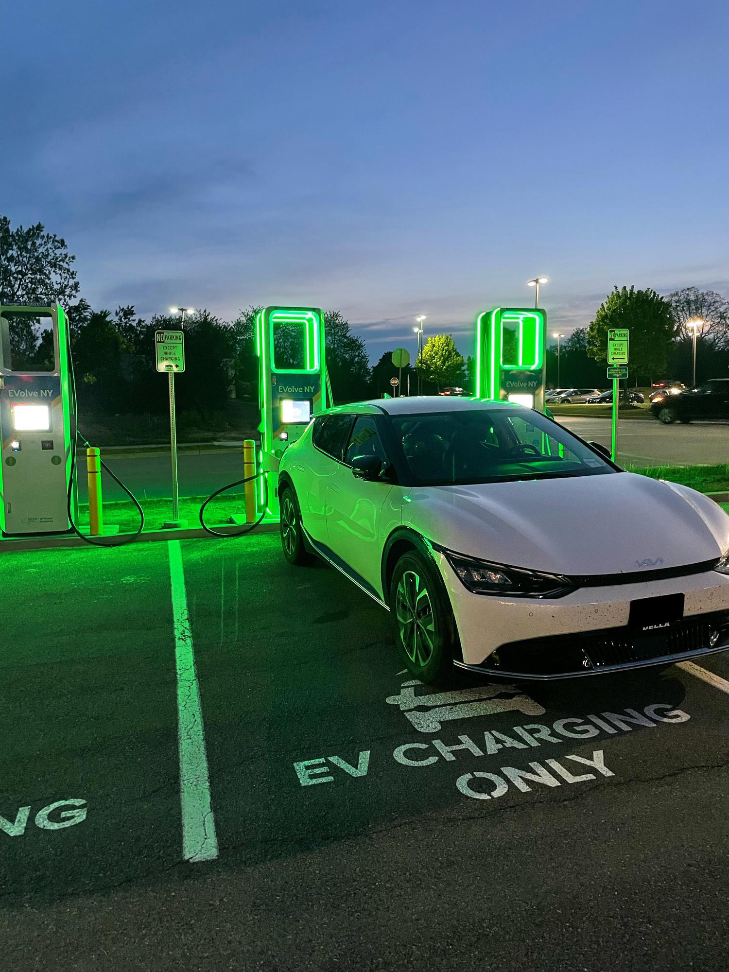 Victor Crossing | Victor, NY | EV Station