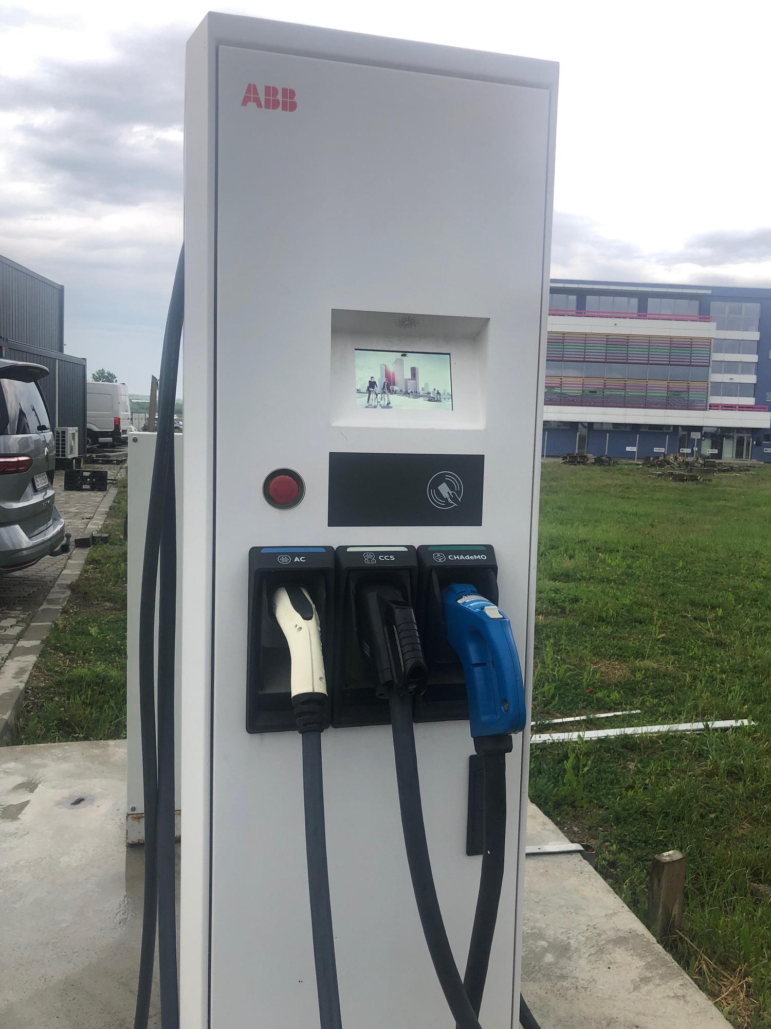 Sandra Trading | Lețcani, IS | EV Station