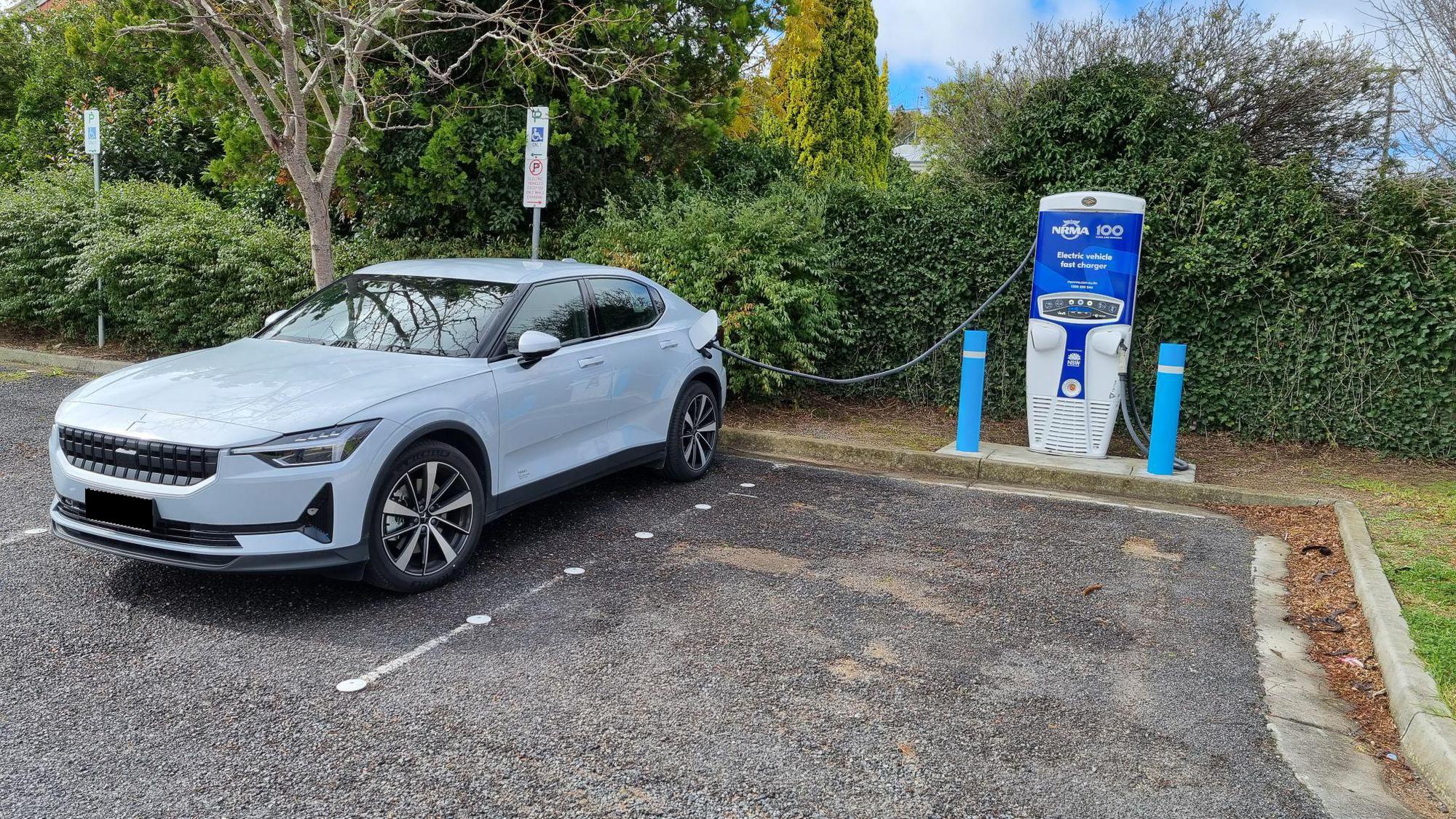 Tenterfield Visitor Information Centre | Tenterfield, NSW | EV Station
